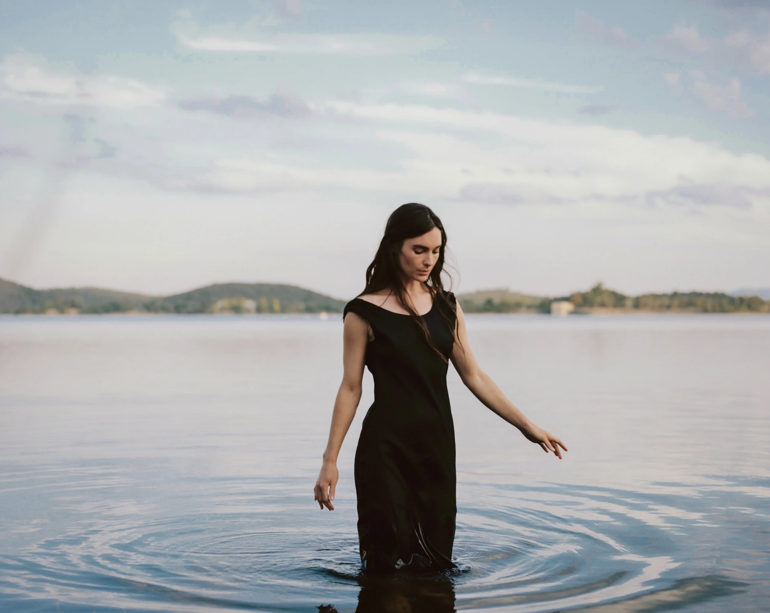 INTERVIEW: Lisa Mitchell returns with new single 'Zombie': "It's about ...