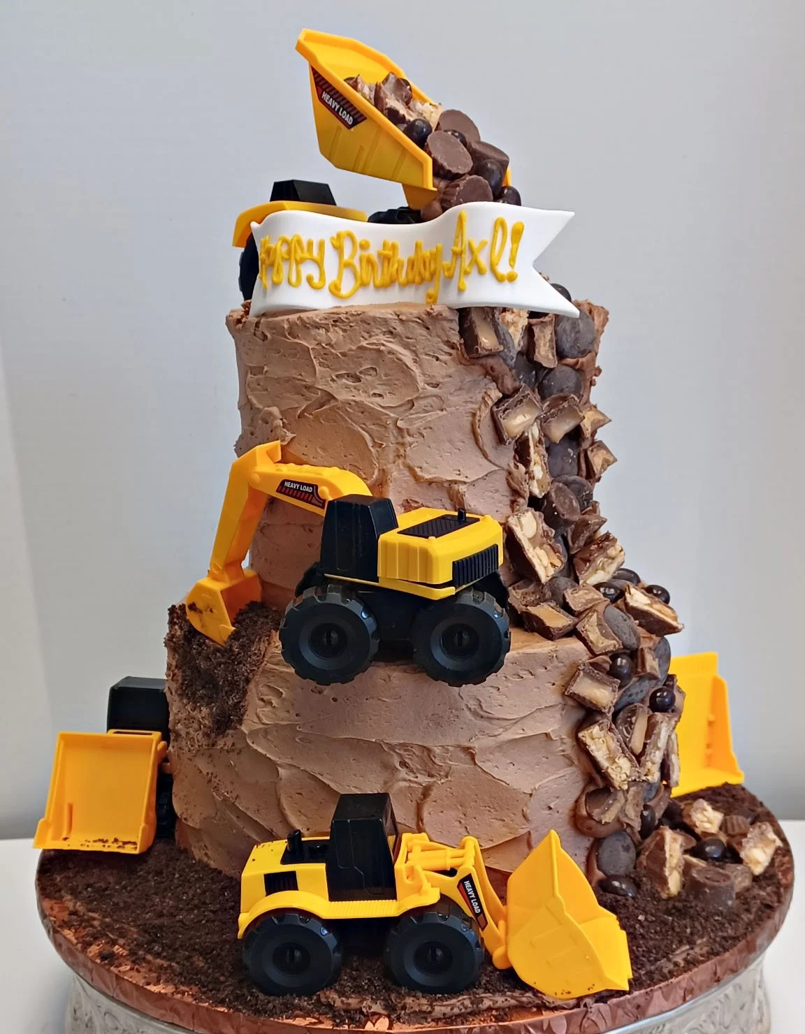 Outdoor Themed Cakes — Confectionately Yours