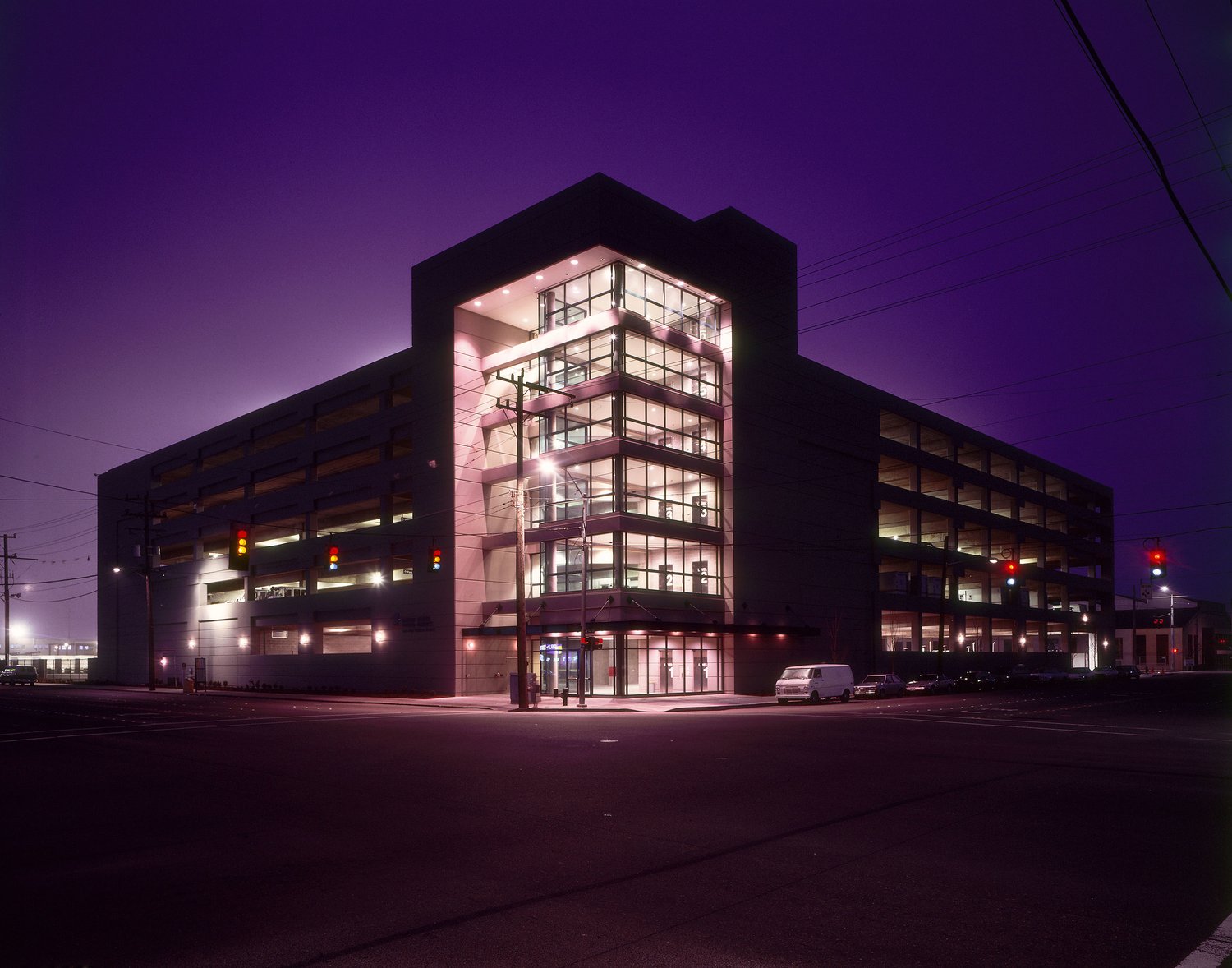Starling Whitehead & Lux Architects _ USPS Vehicle Maintenance Facility