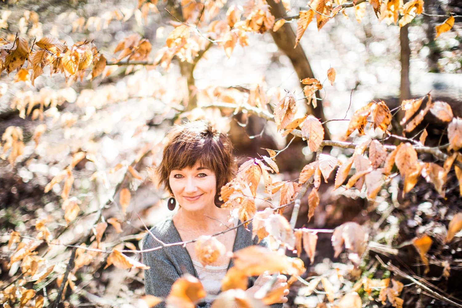 About — Lari White