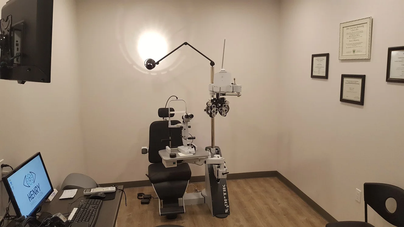 Henry Family Vision Care