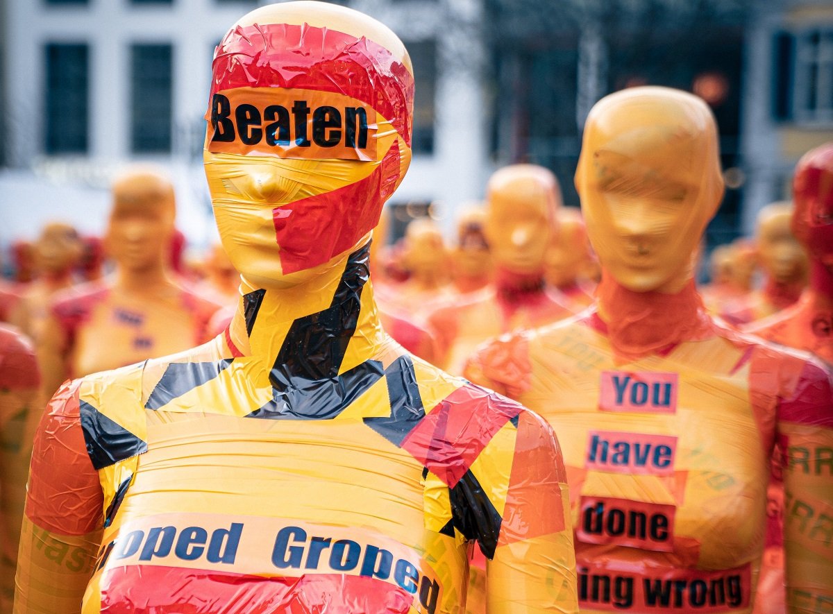 BlackGirlTragic.com - What Is Domestic Violence - How To File A ...