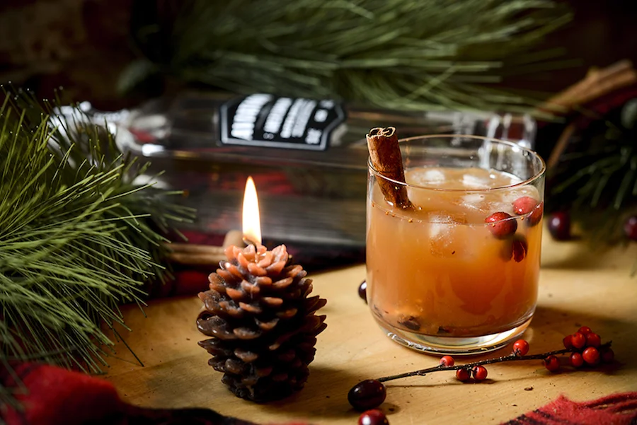 10 Cocktails to Awaken Your Holiday Cheer — MODA