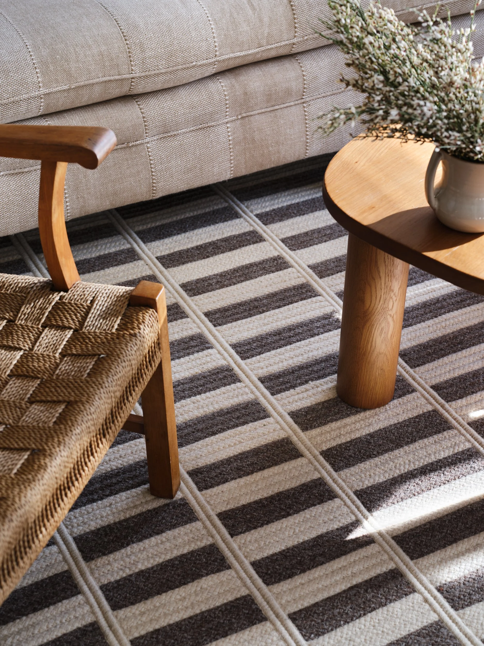 BRICKS BROWN-Thayer Design Studio