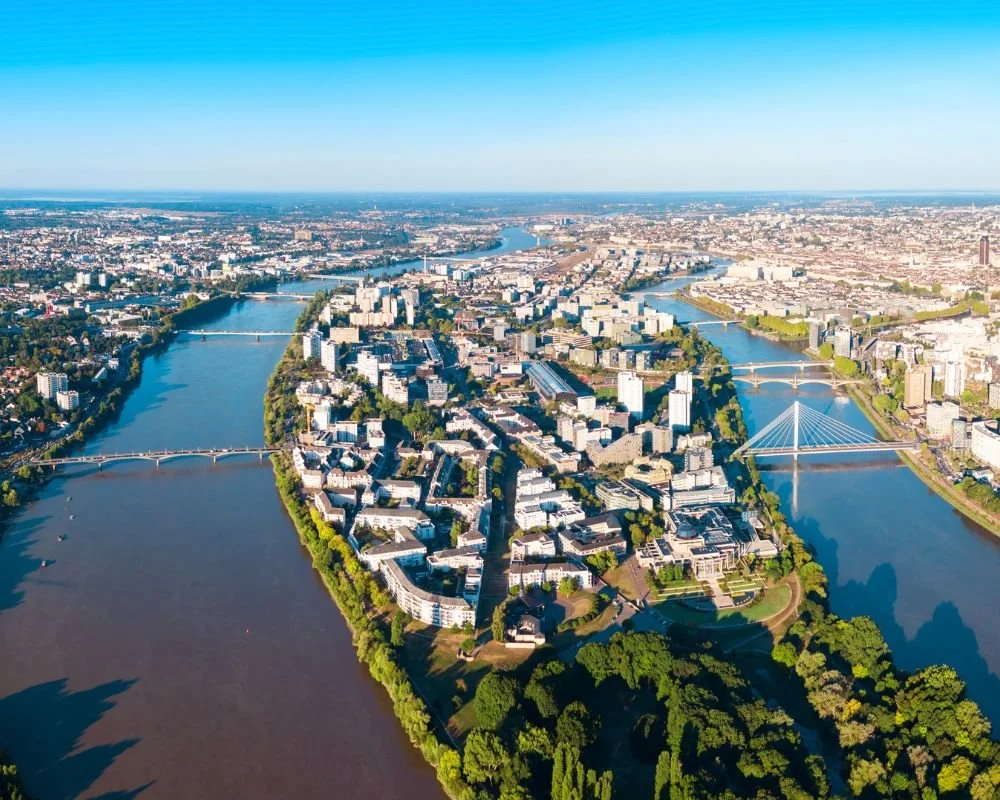 Beyond Paris : Exploring Unique French Cities — La Classe