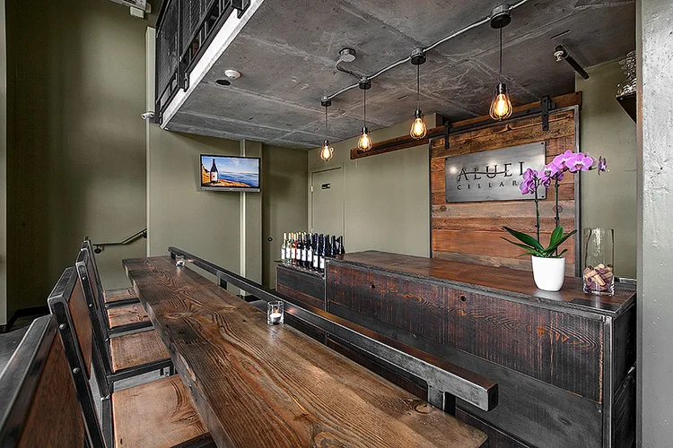 Tasting Rooms — Aluel Cellars