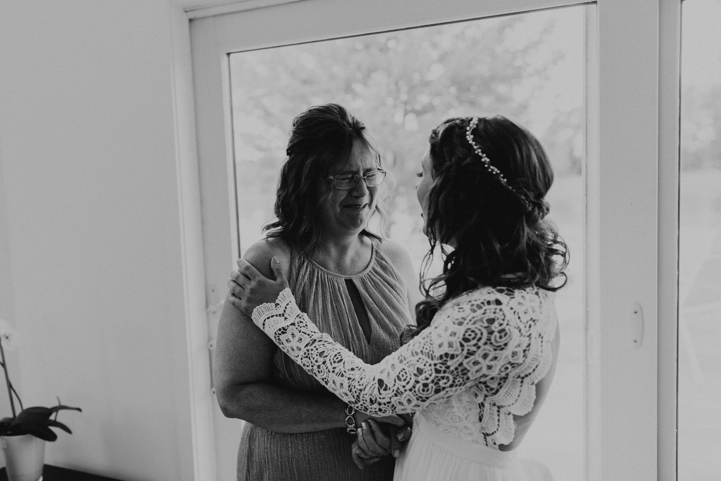 Artistic Dreamy Backyard Wedding in Michigan — Dan Cox Photography