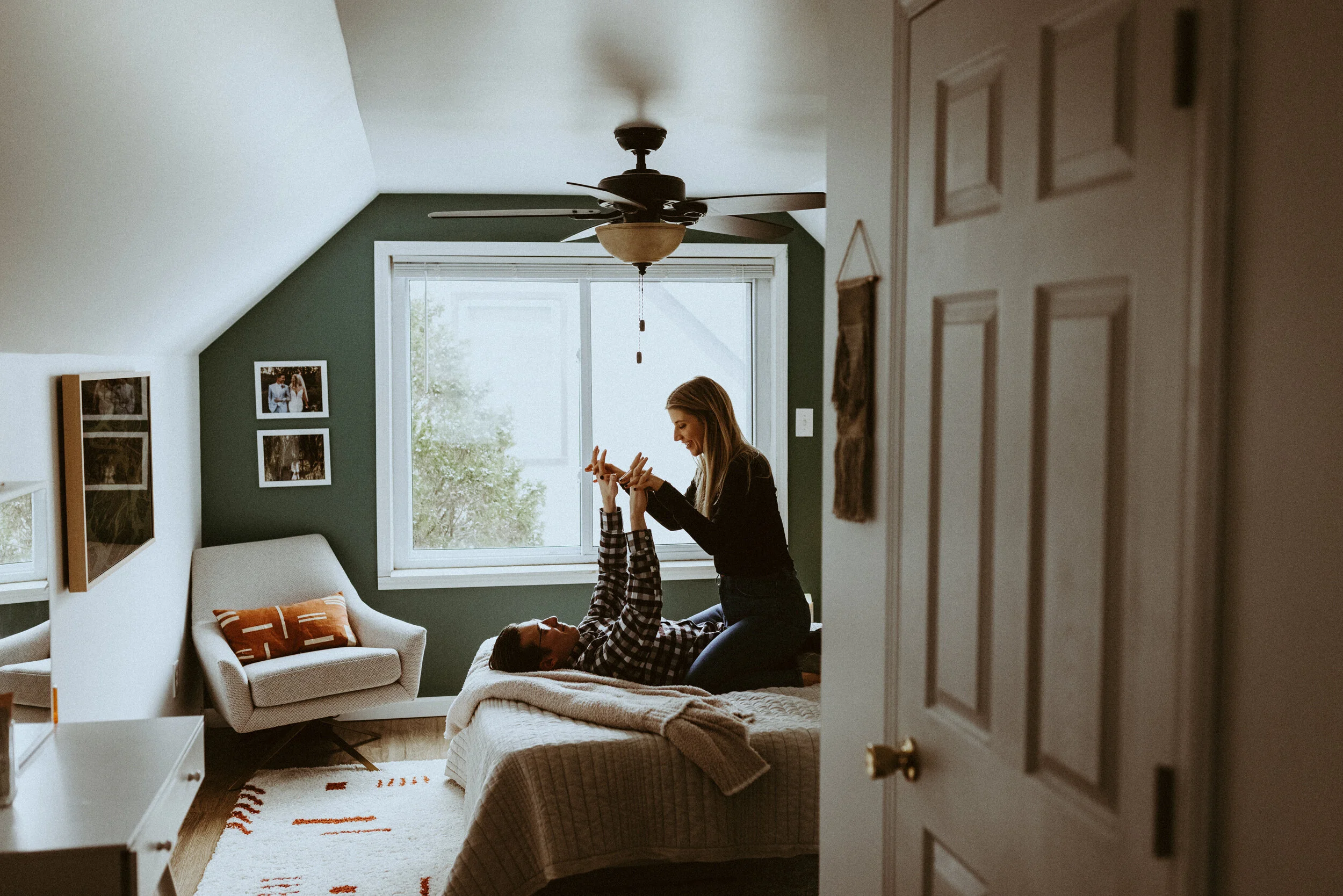 Intimate Detroit In-Home Couple's Session — Dan Cox Photography
