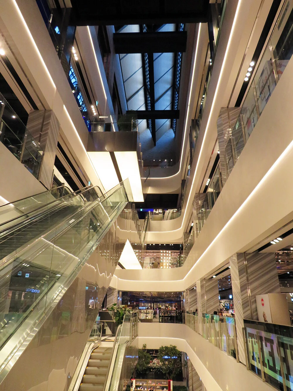 RETAIL — JPark Architects