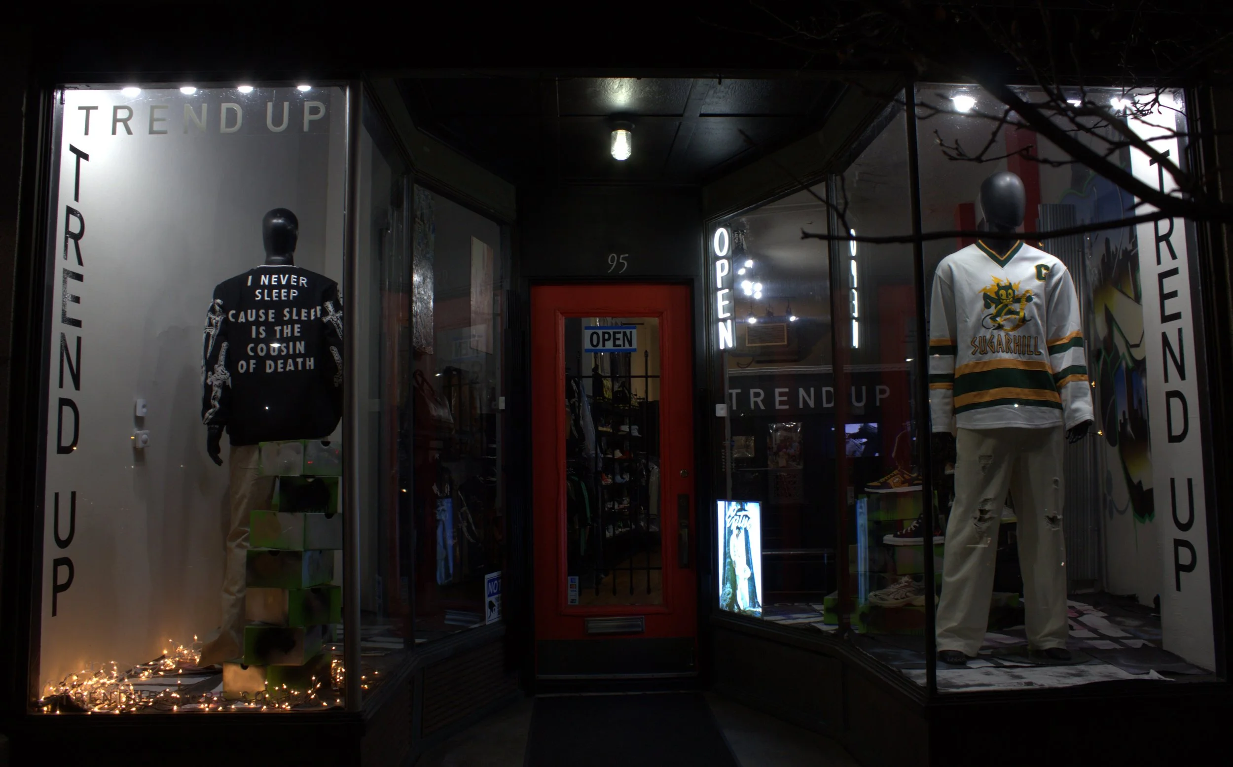 TREND UP STORE: Streetwear, Sneakers, Hypebeast, Records