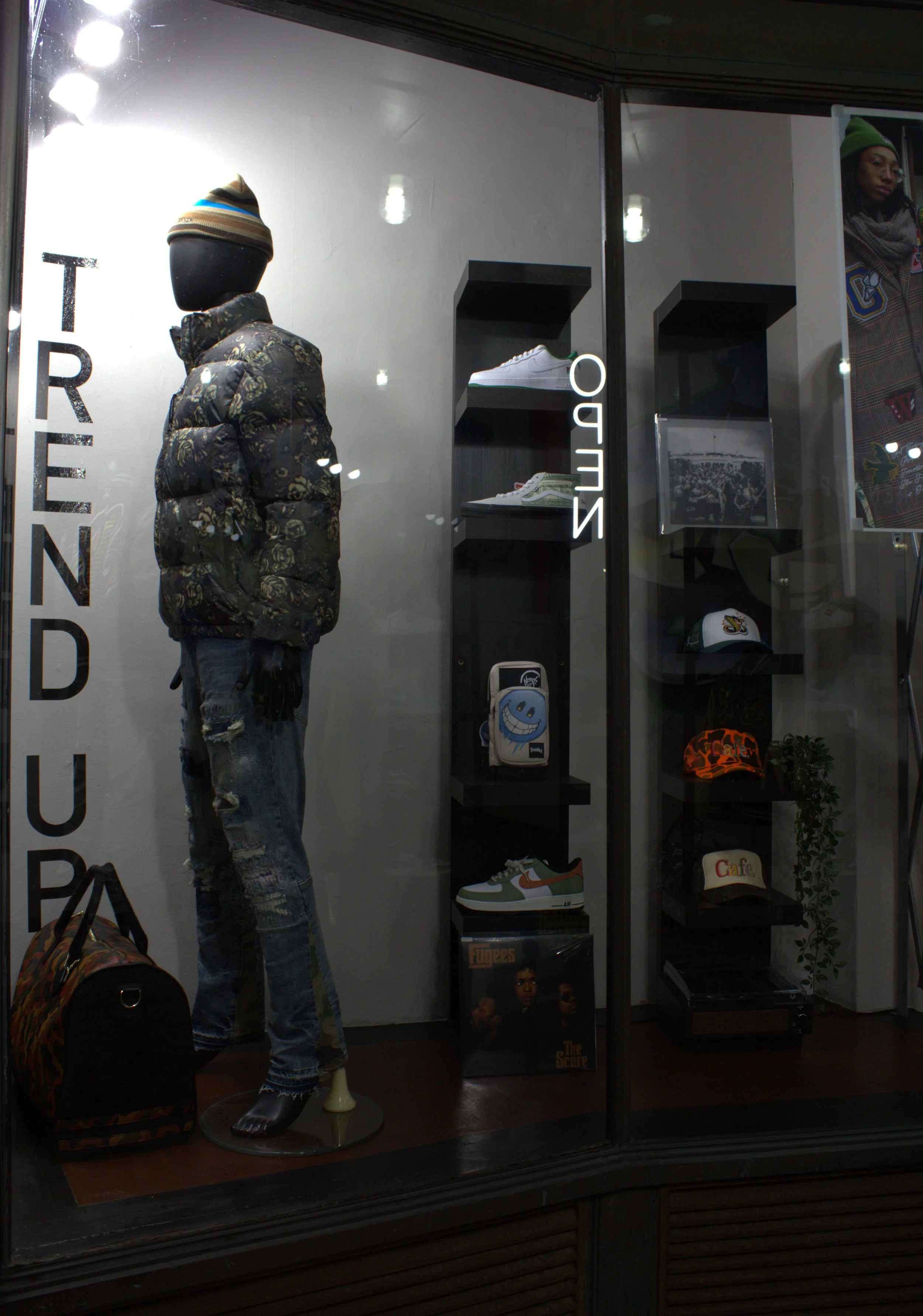 TREND UP STORE: Streetwear, Sneakers, Hypebeast, Records