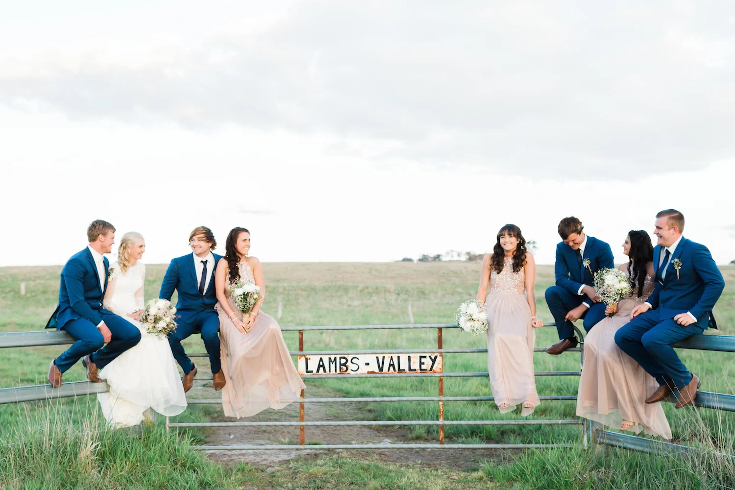 LAURA & JAY | GLEN INNES WEDDING — Newcastle & Hunter Valley Wedding ...