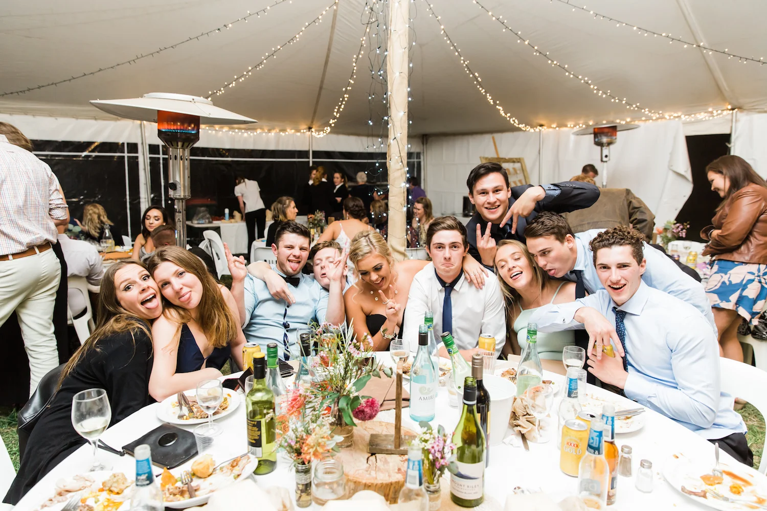 LAURA & JAY | GLEN INNES WEDDING — Newcastle & Hunter Valley Wedding ...