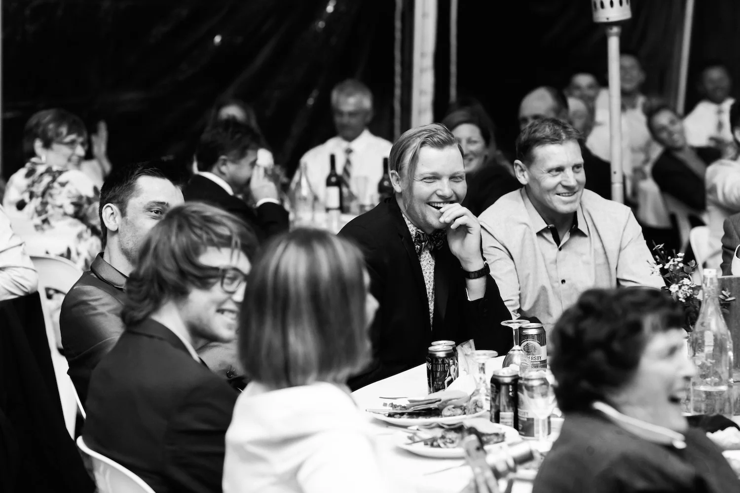 LAURA & JAY | GLEN INNES WEDDING — Newcastle & Hunter Valley Wedding ...