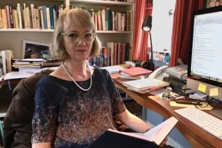 Biography — Virginia Nicholson