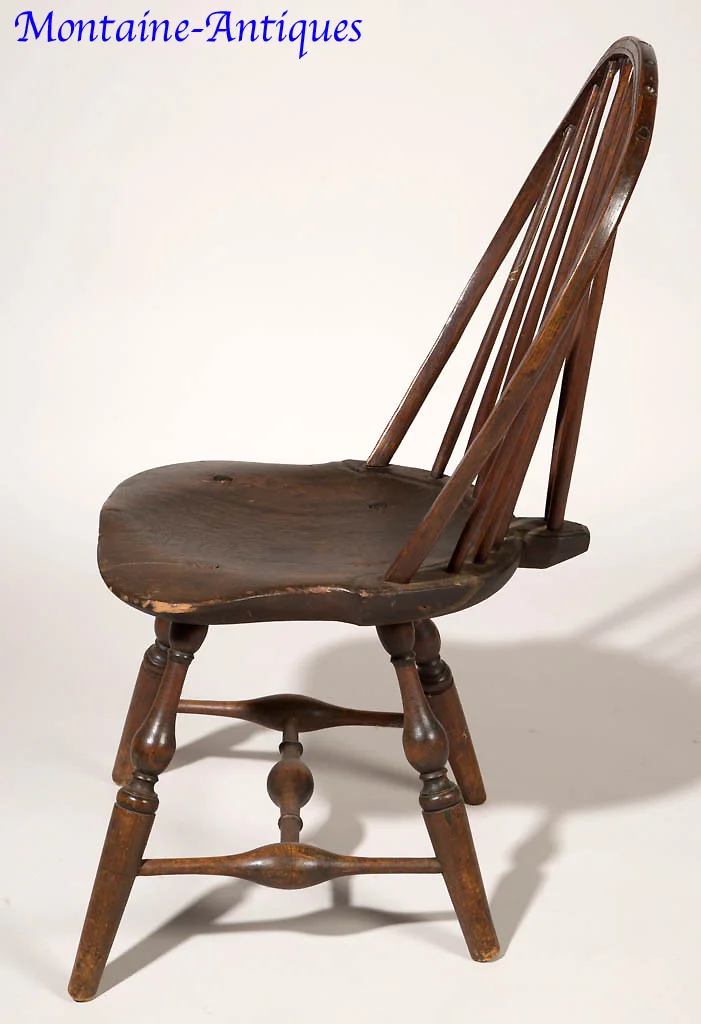 New York Braced Back Bow Back Windsor Chair — Montaine-Antiques