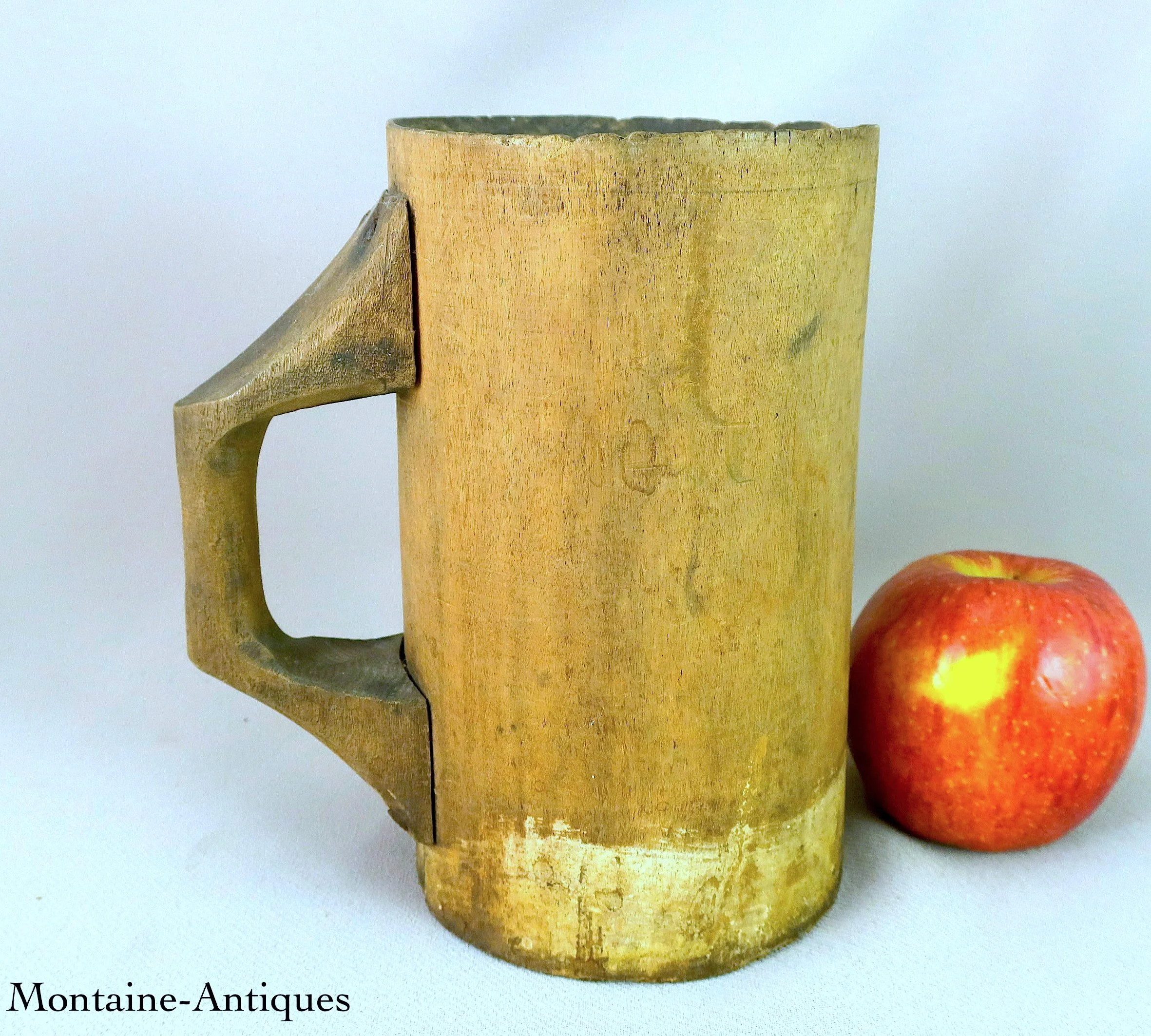 Folkart-- Primitives-- Treenware — Montaine-Antiques