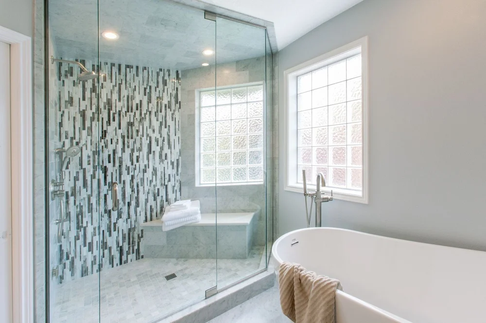 DT Glass | Neo Angle Shower Design