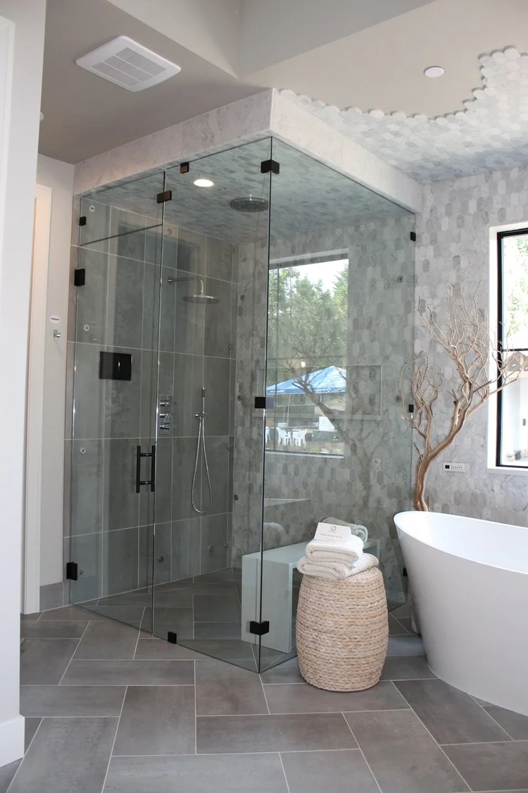DT Glass | Curbless Shower Design
