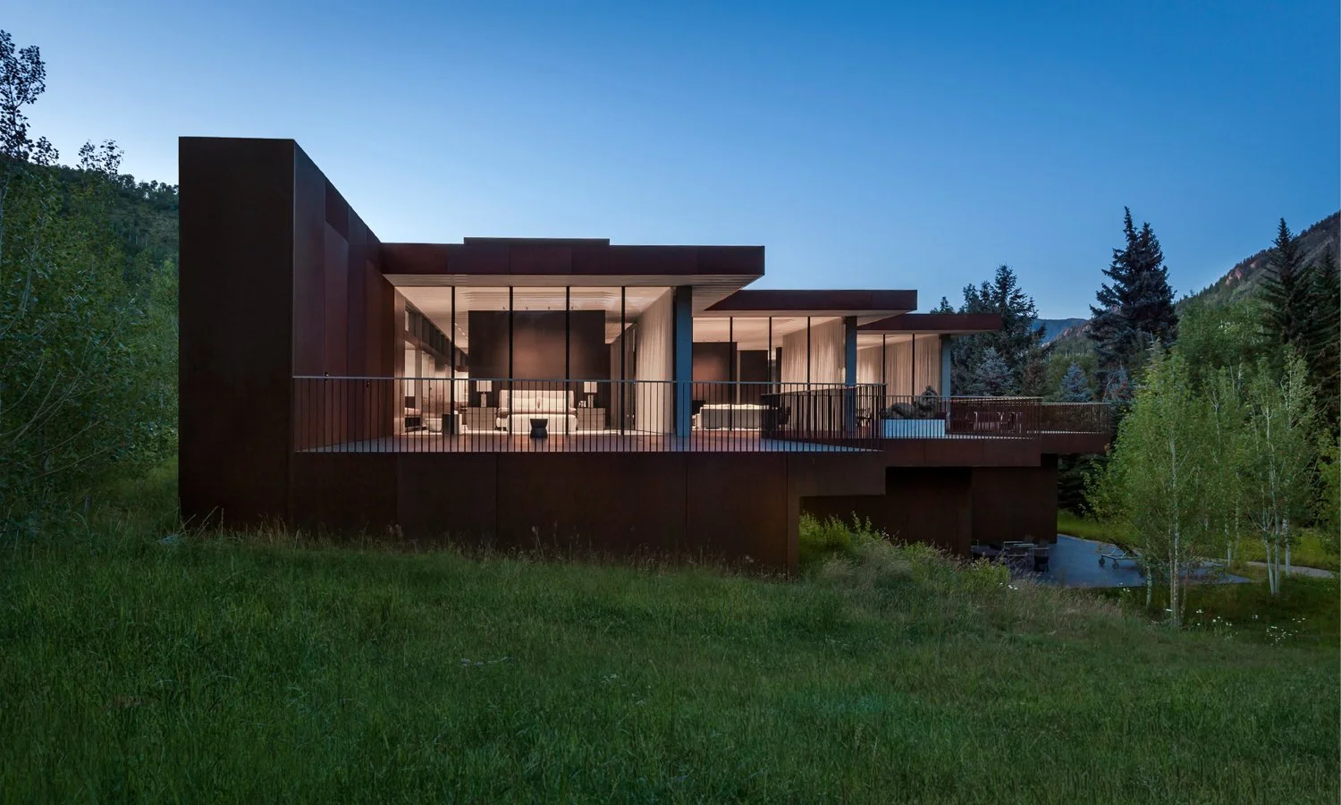 Steel House — VJAA