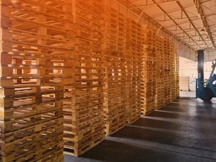 Pallet Distributor in Chester County, PA | Buy Wood Pallets in West ...
