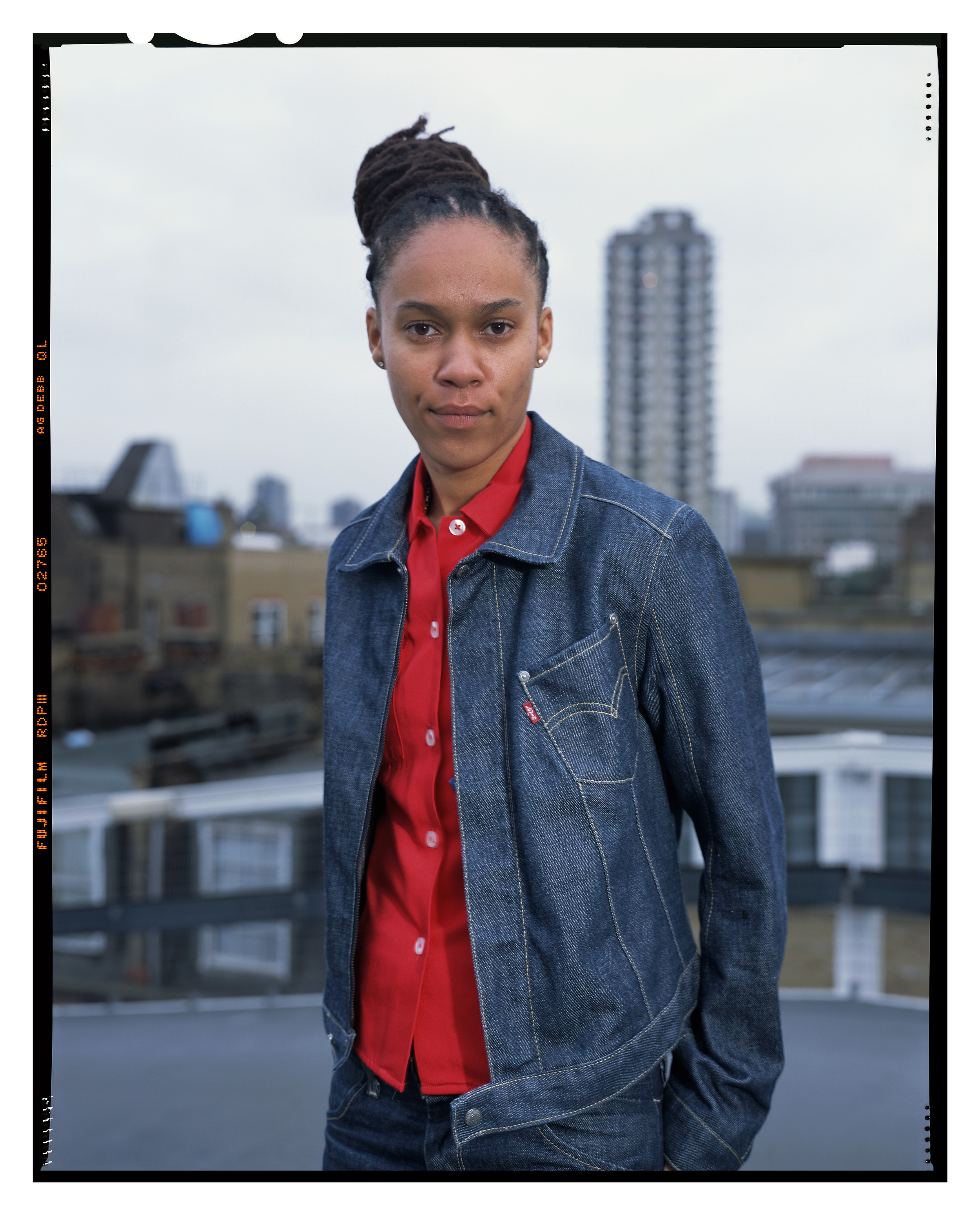 [sur]passing — Lola FLASH