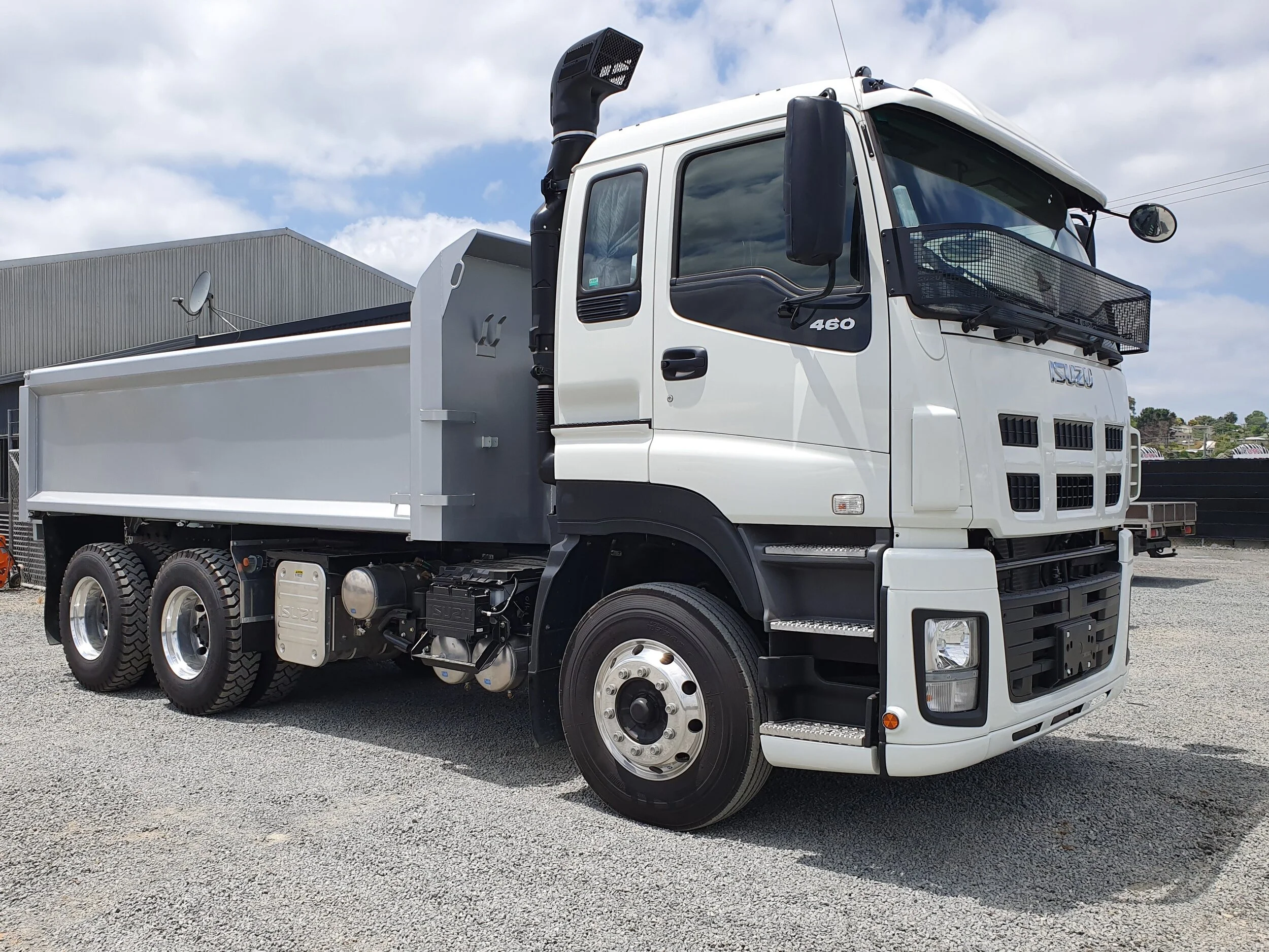 Tipper Trucks: Hire a 10T 6x4 Tipper in Northland