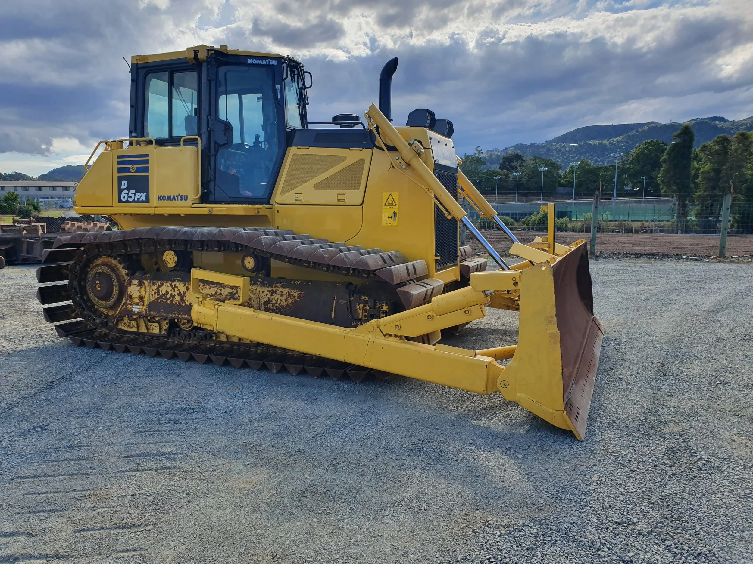 Heavy-Duty Bulldozer Hire in Northland and Auckland