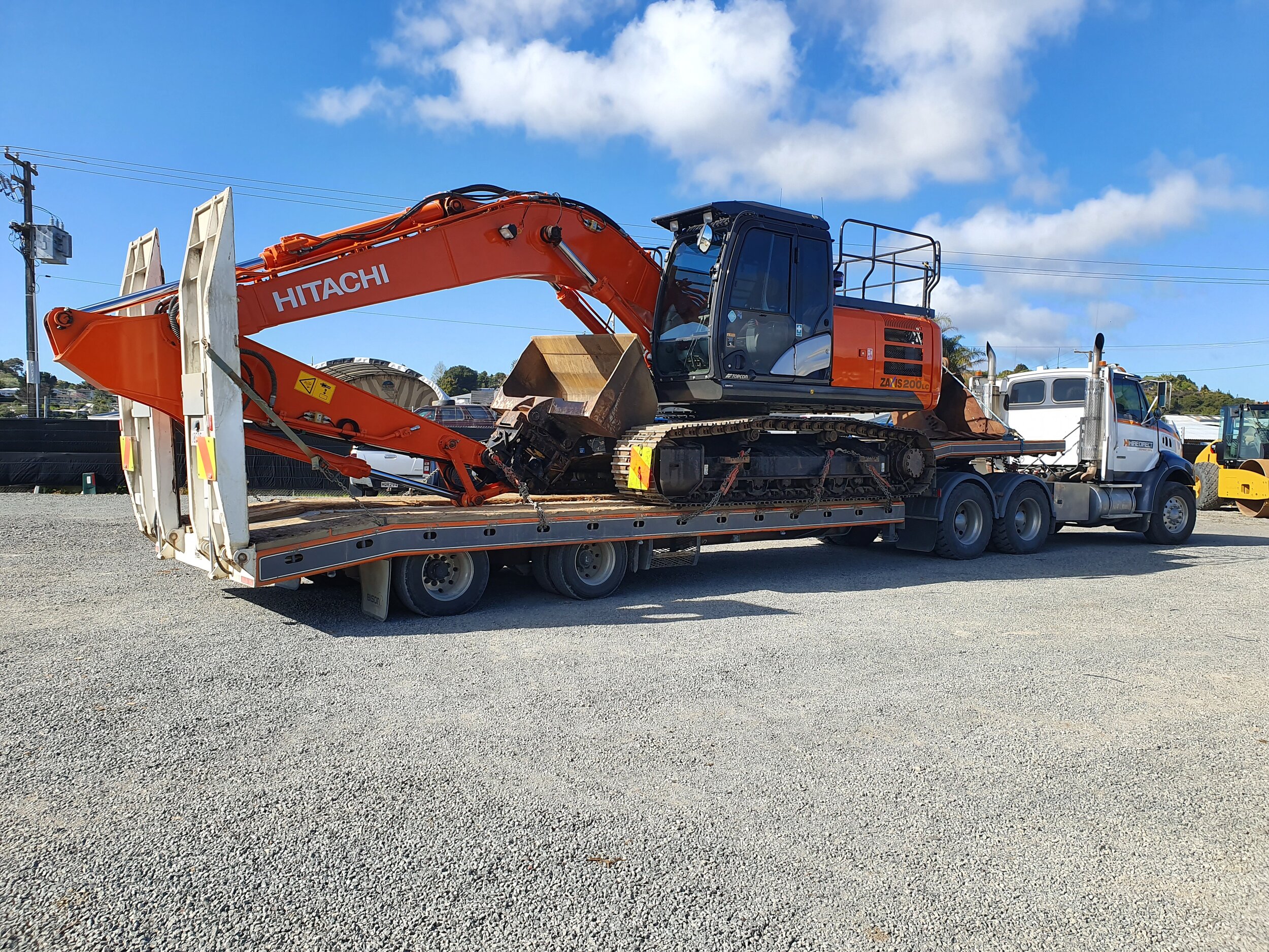 Large Excavators: Hire 20-22 Tonne Excavators in Northland