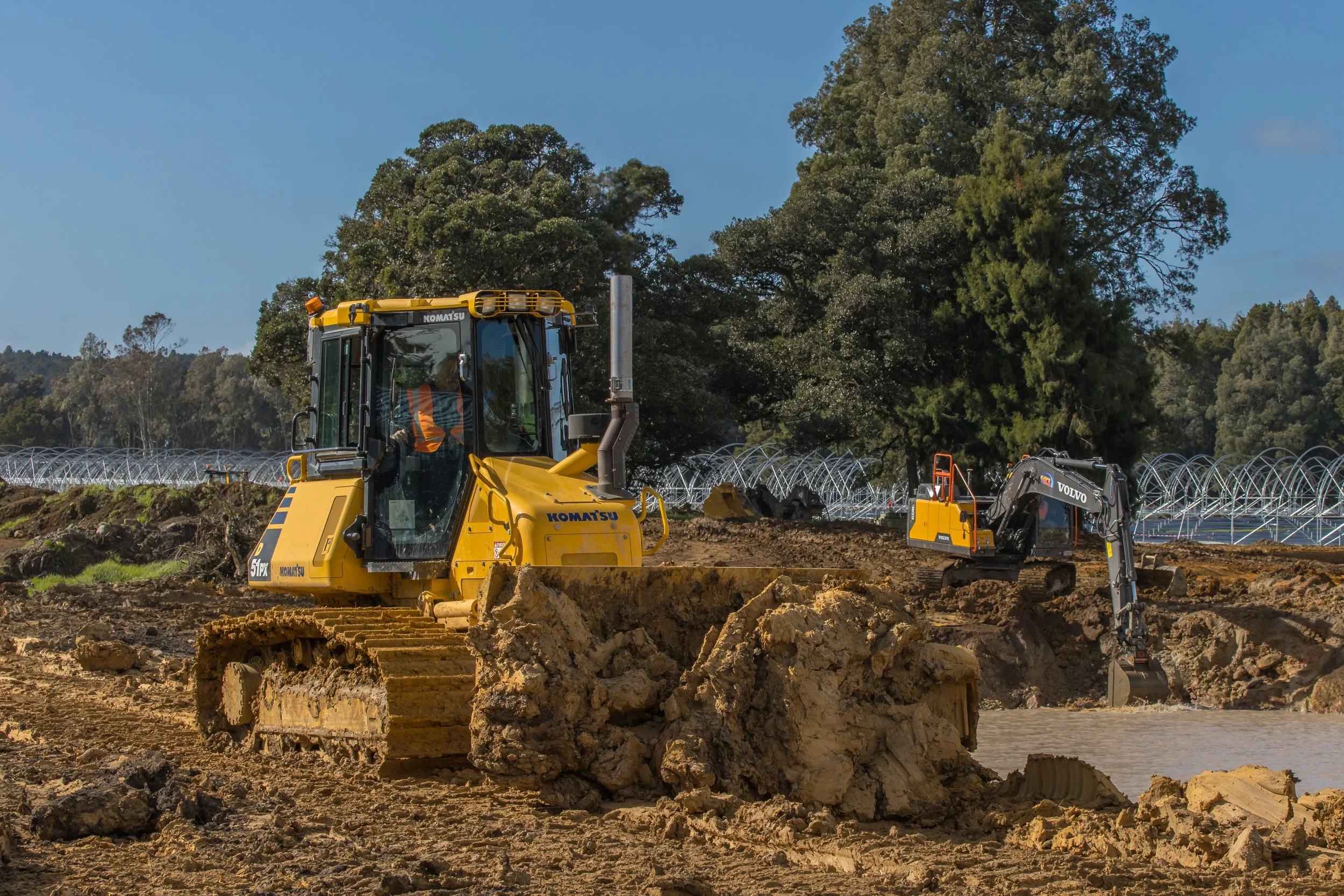 Hire 8-23T Bulldozers in Northland and Auckland