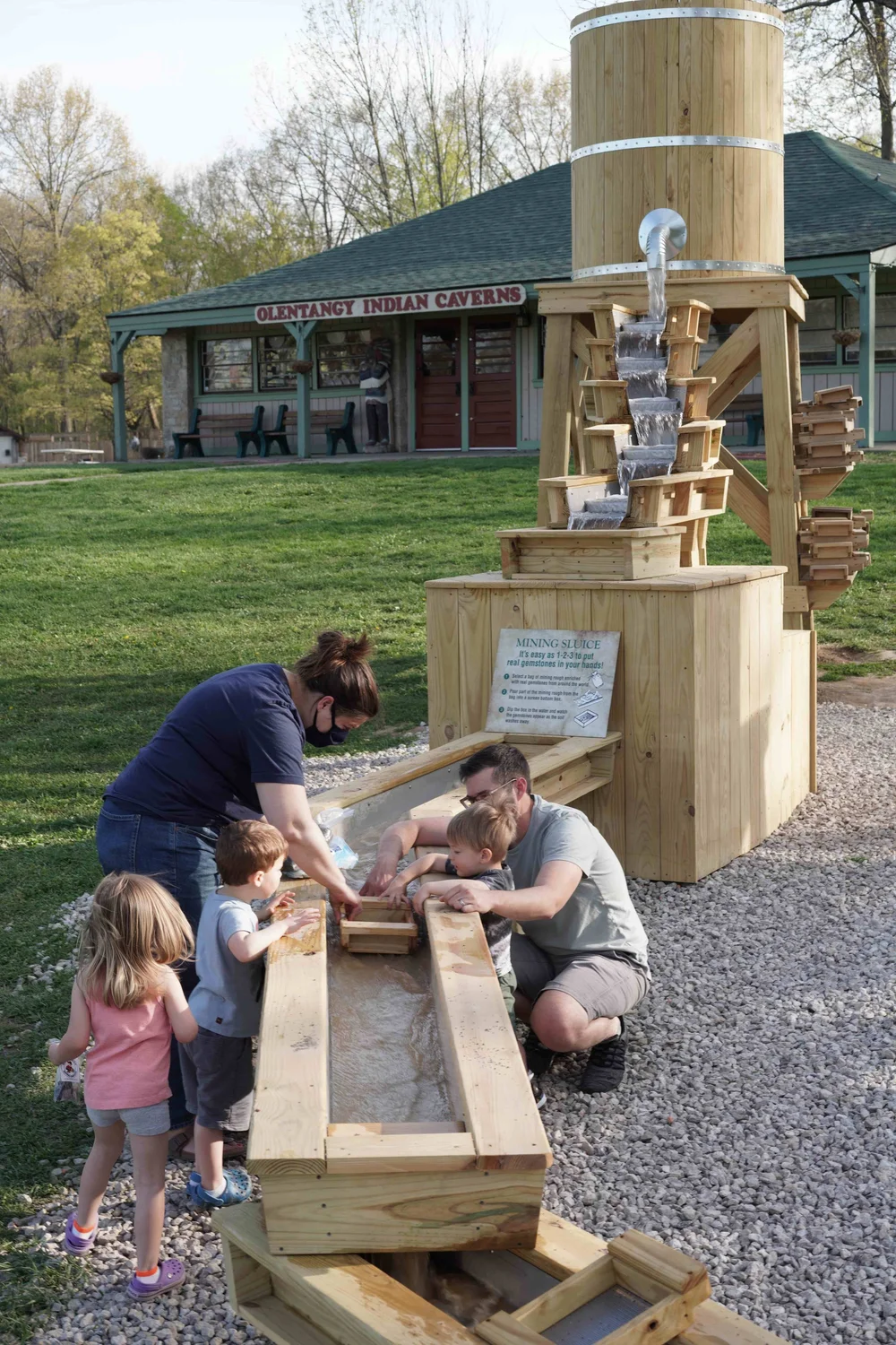 Gem Mining — Olentangy Caverns