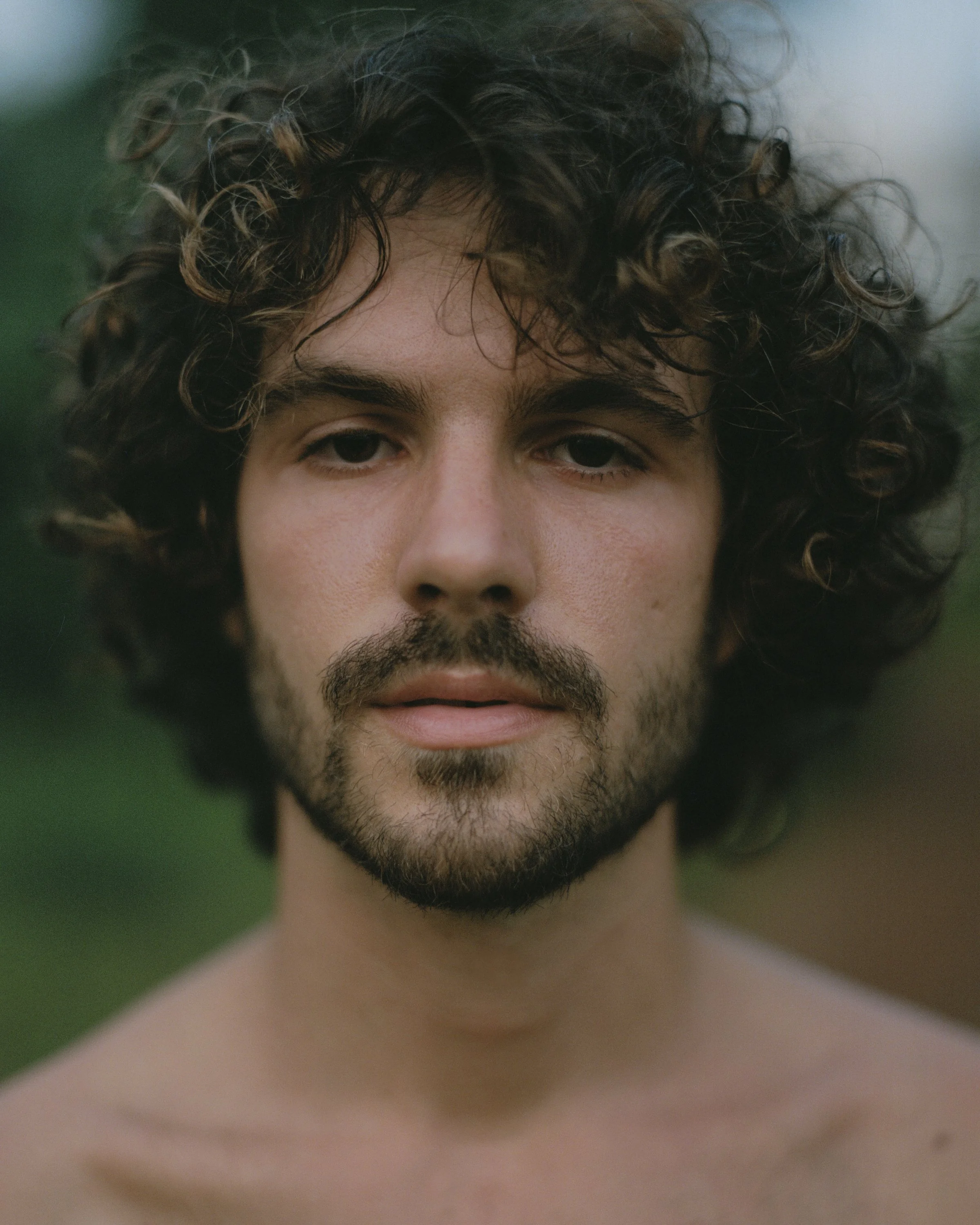 FKJ Releases Album 'V I N C E N T' & Announces 2022 North America Tour ...