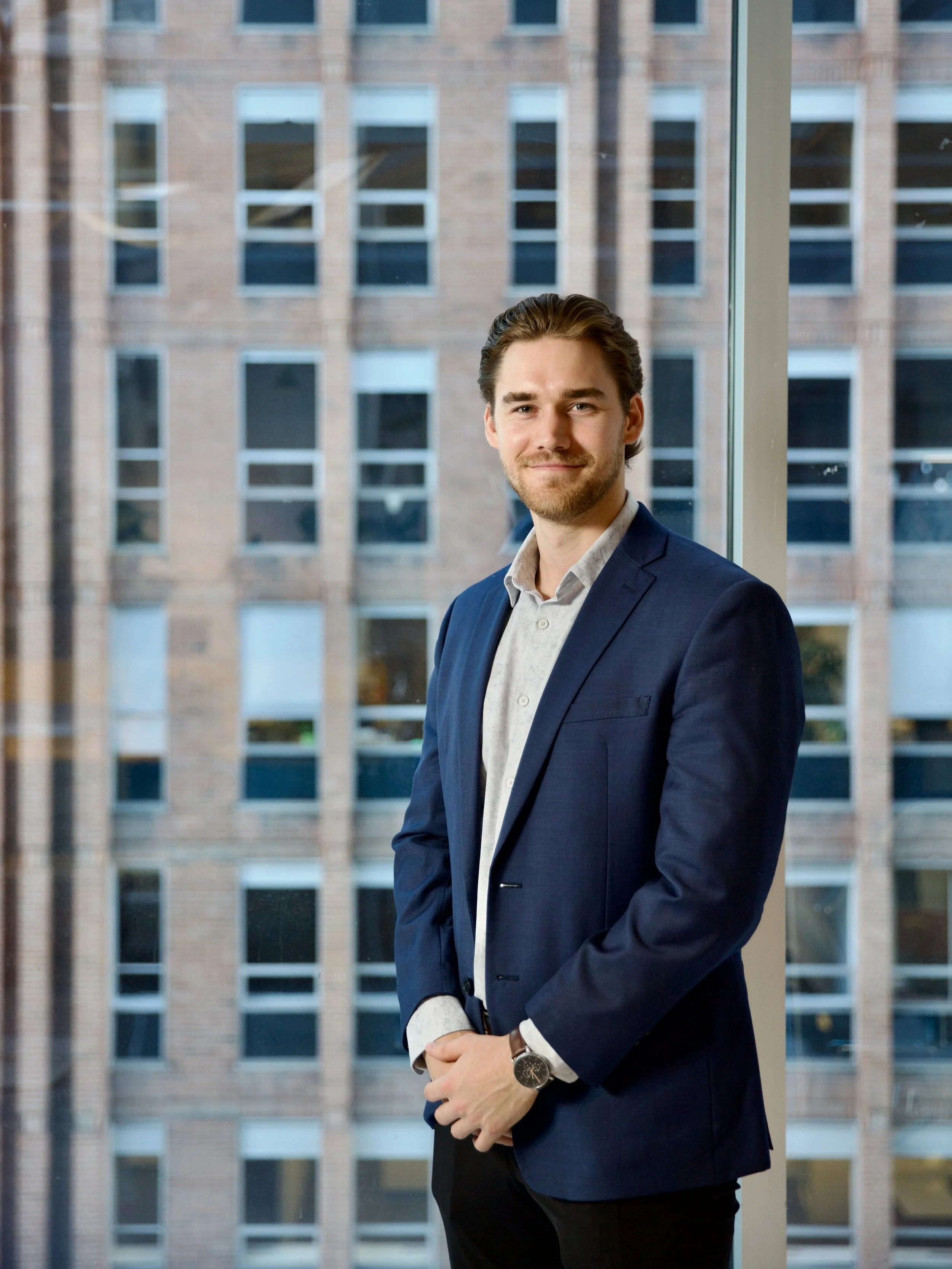 Nīewe Consulting - Challenging Convention