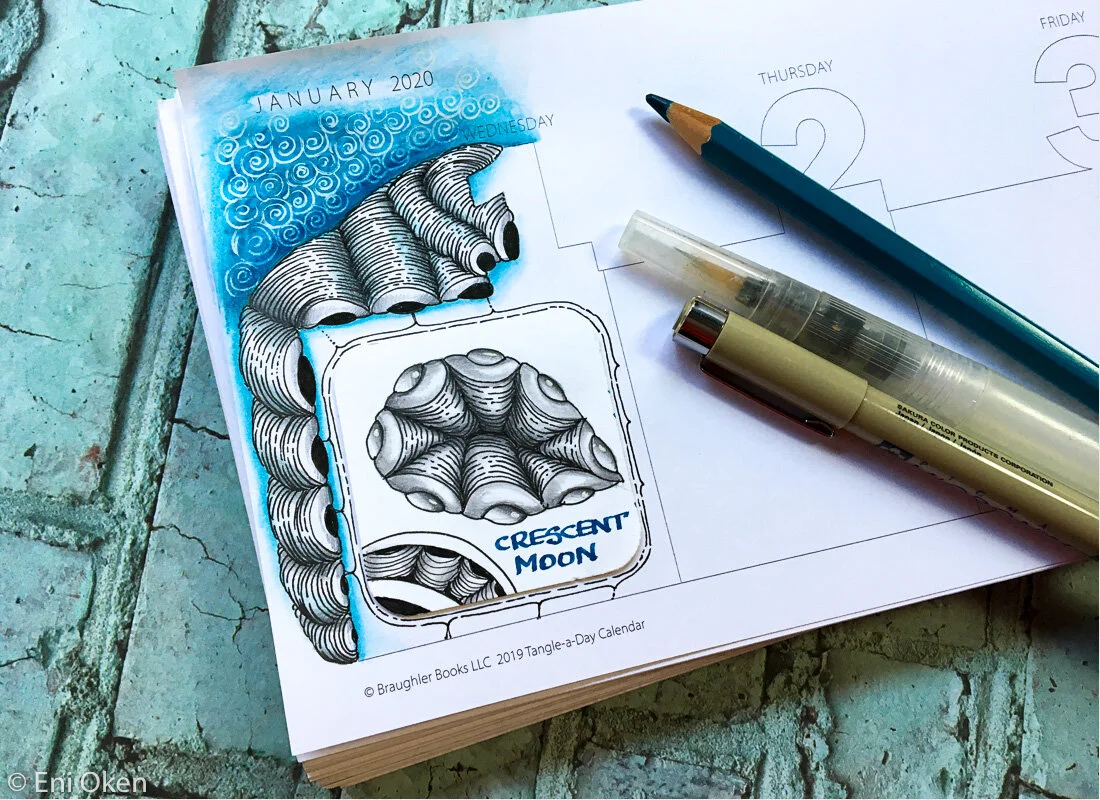 Tangle-a-day Crescent Moon — Eni Oken