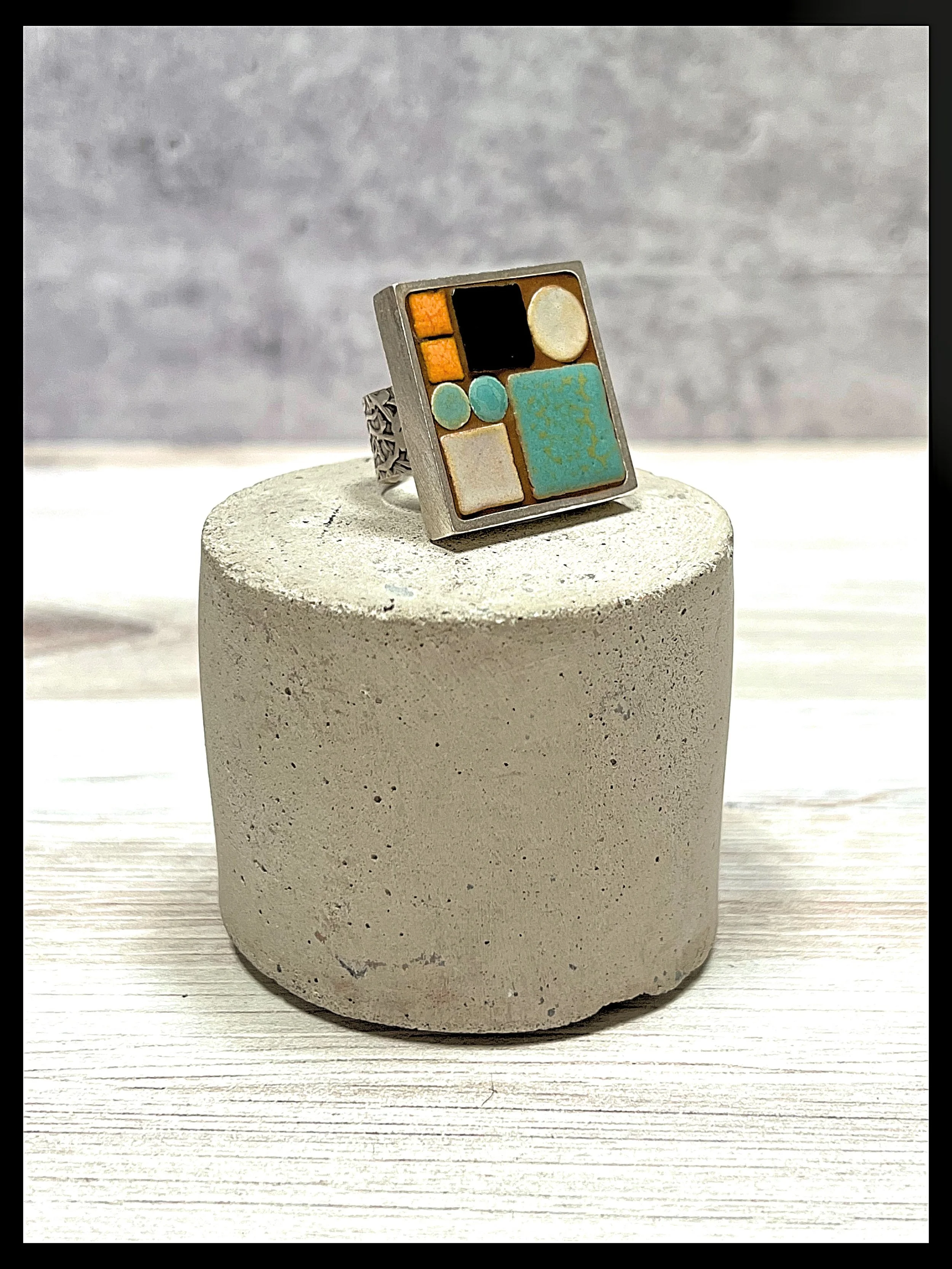 MOTH & TWIG Mosaic Art & Jewelry