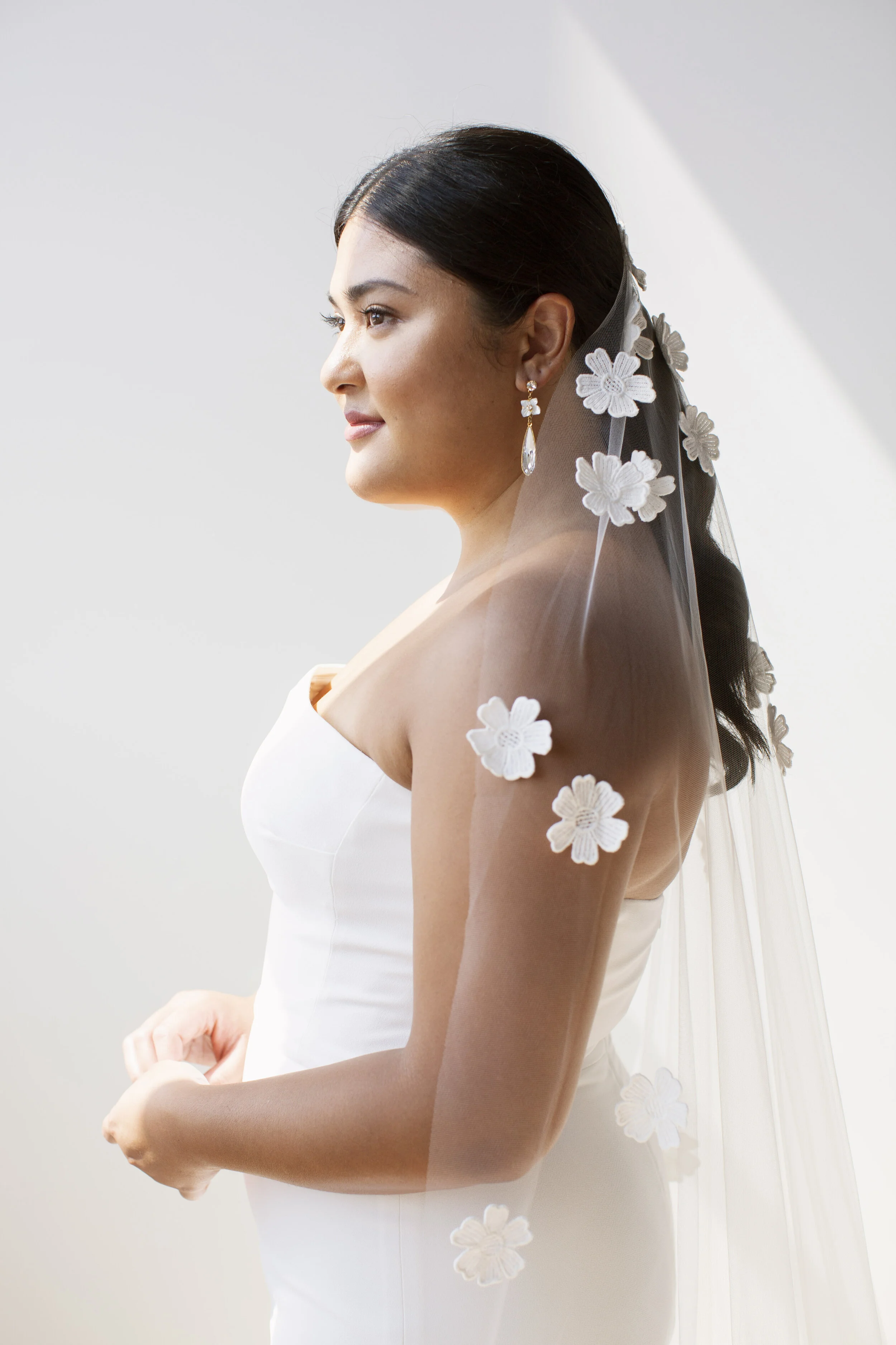 Everything You Need to Know about Veils — The Modern Bride