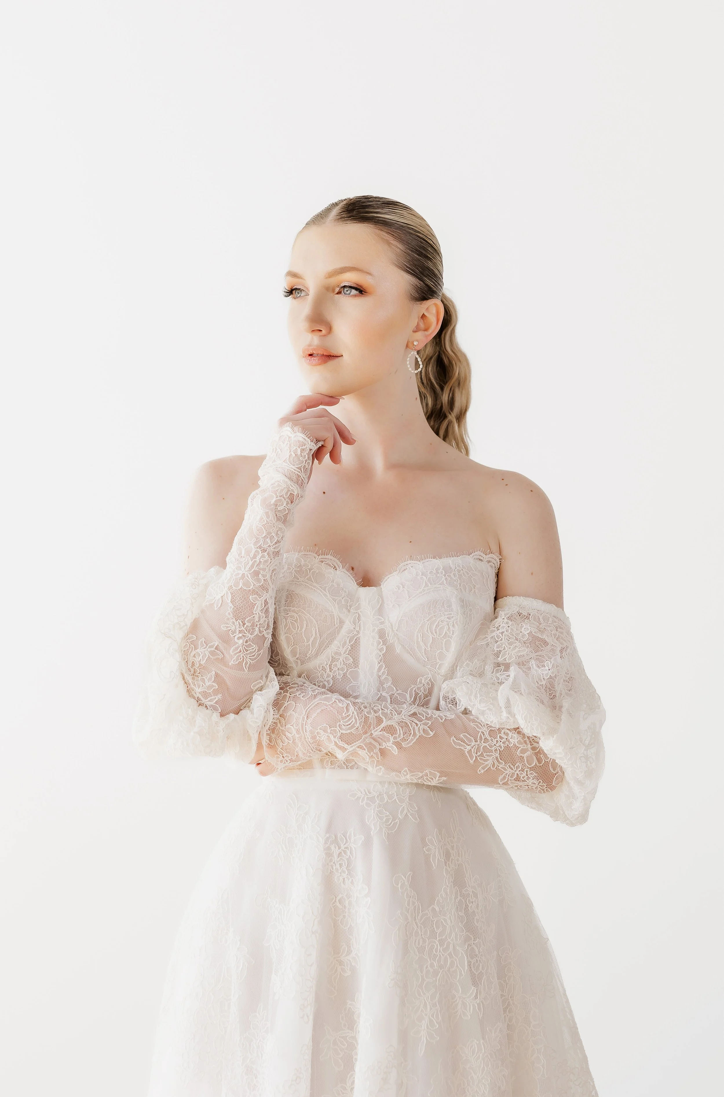 TMB - The Experience — The Modern Bride