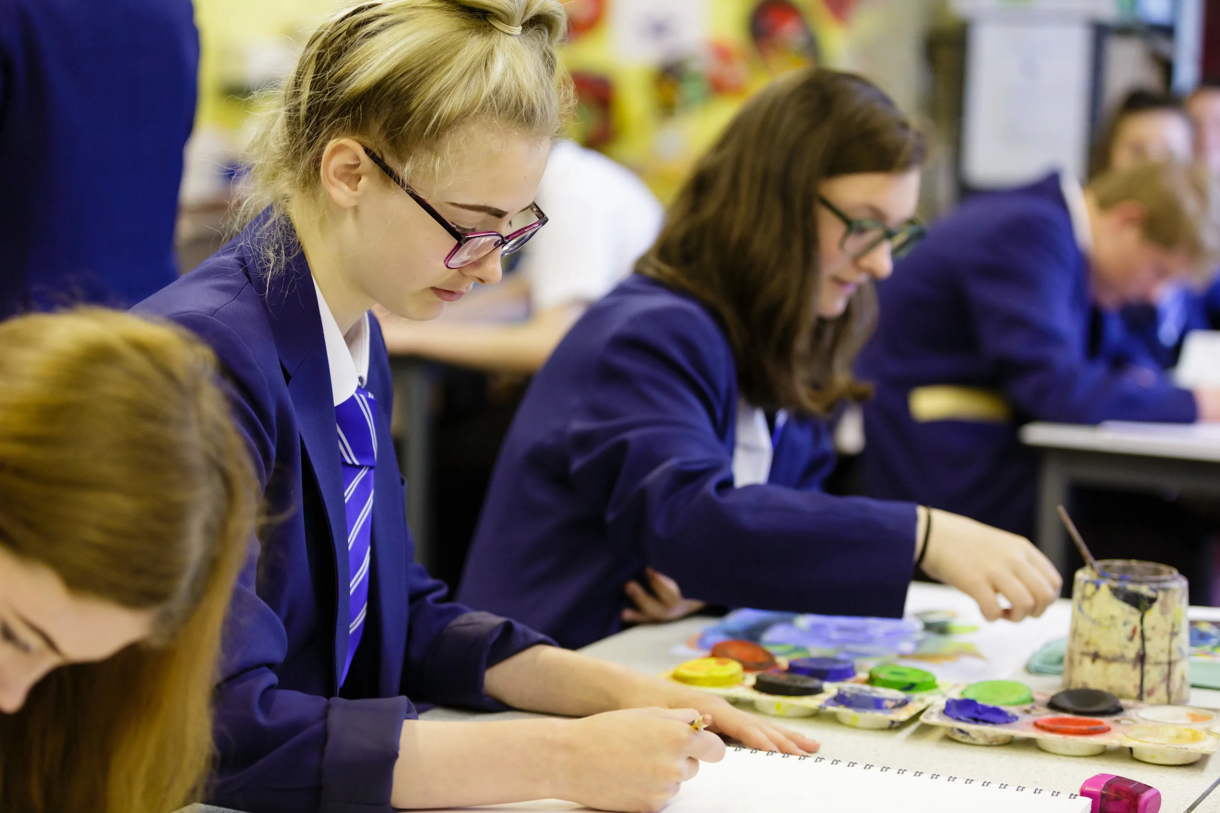 Avon Valley Academy - A Secondary School