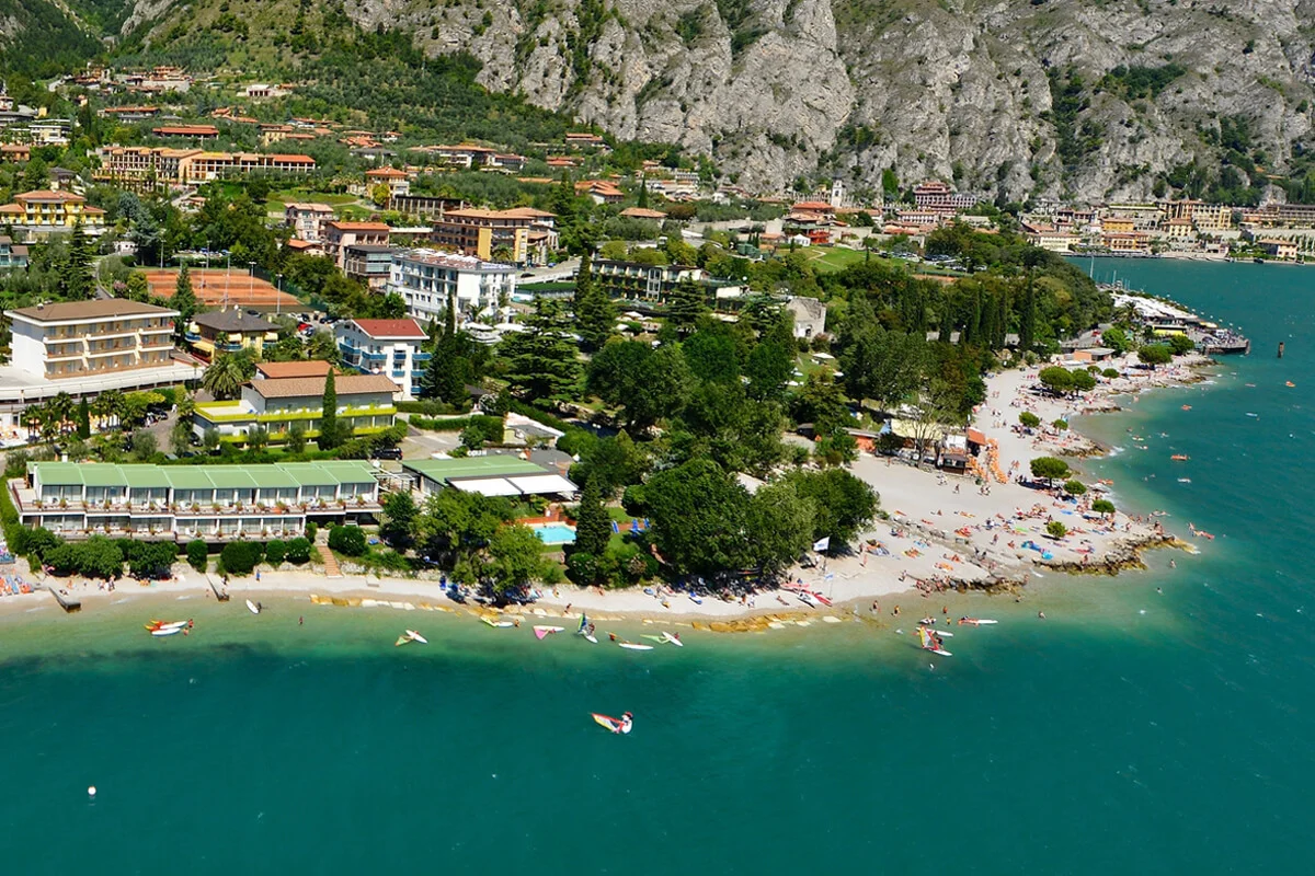 Hotel — Hotel Lido