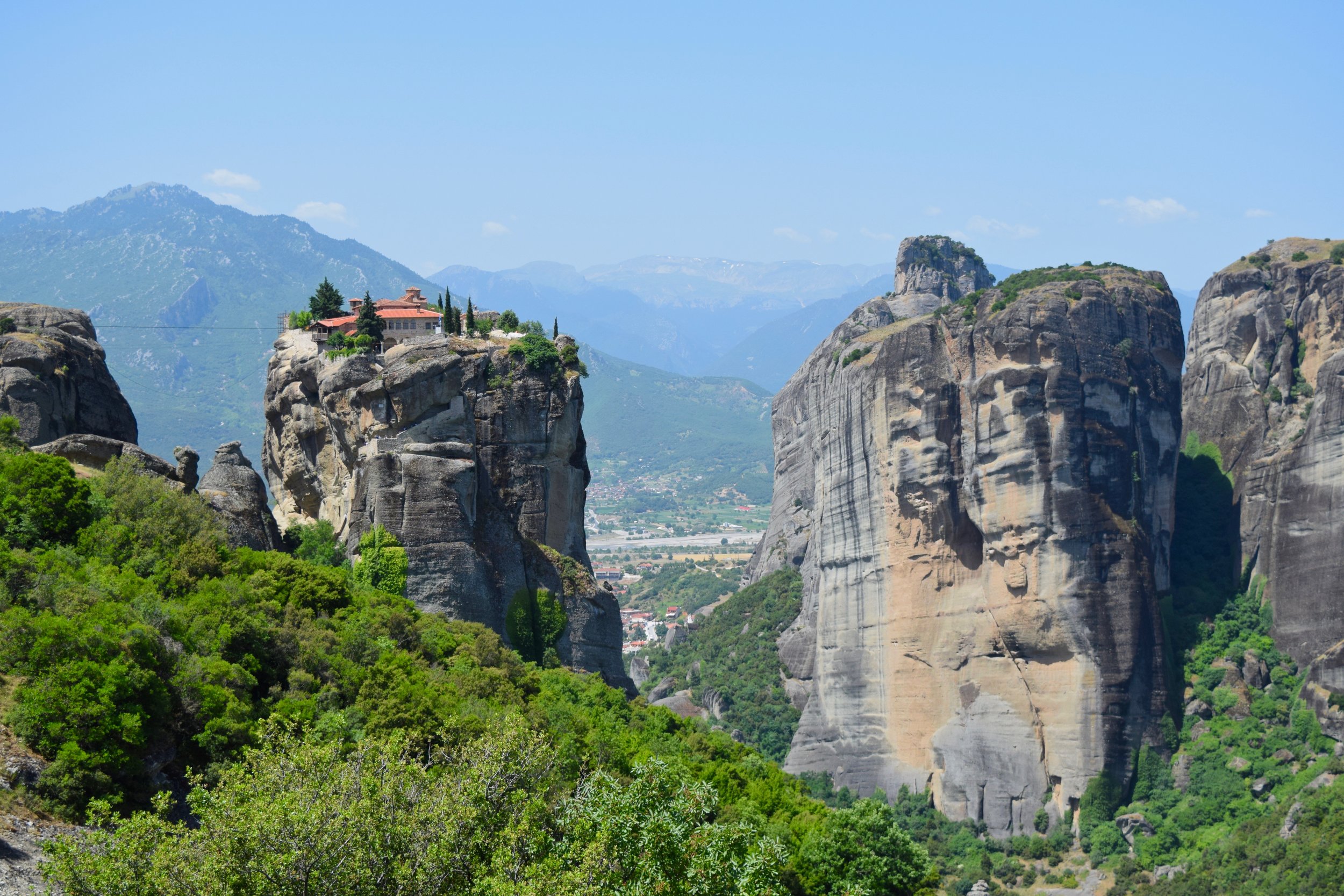 The hanging monasteries of Meteora — ARW Travels
