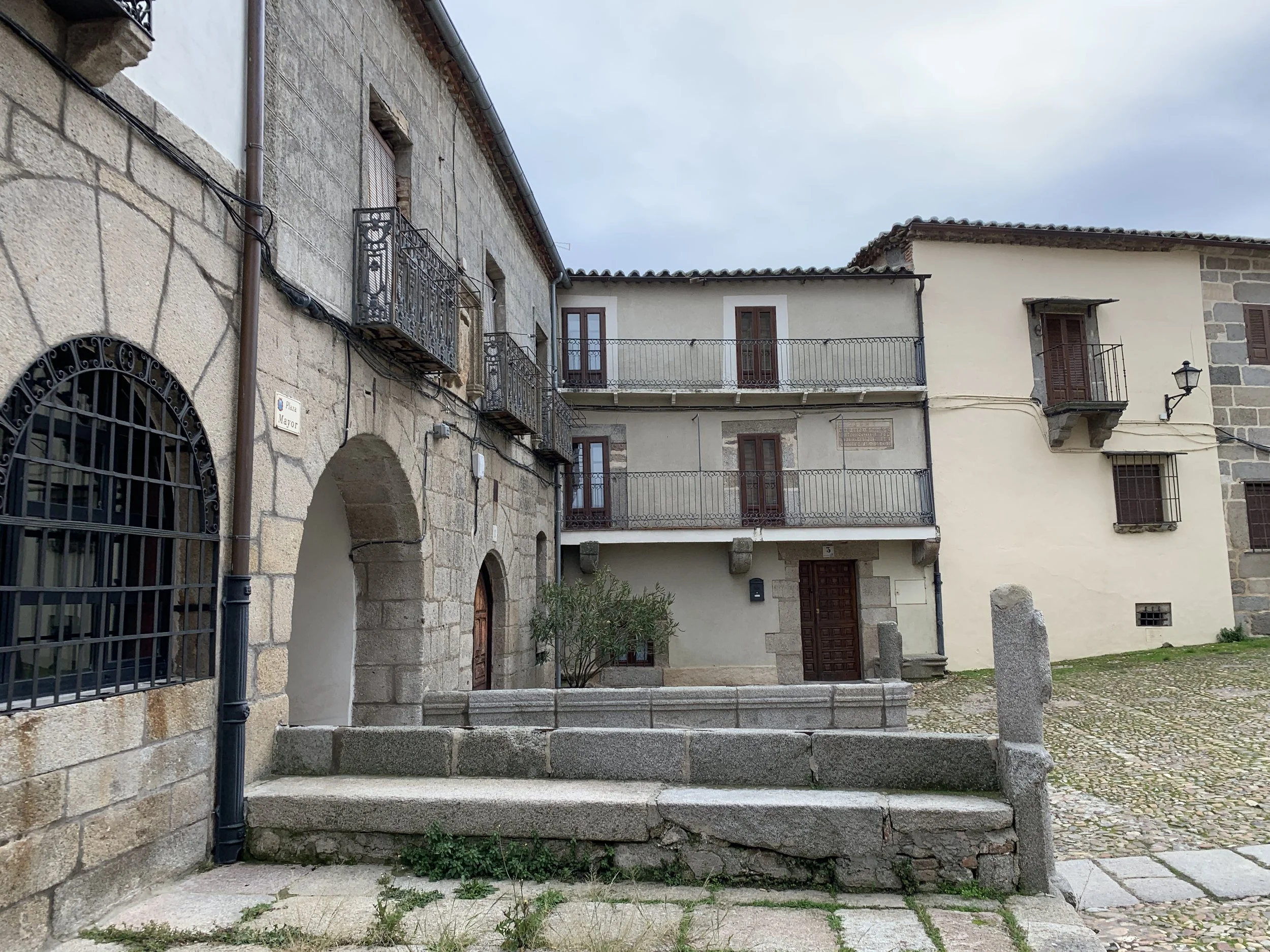 Visita de un día a la villa medieval de Ledesma, Salamanca — ARW Travels