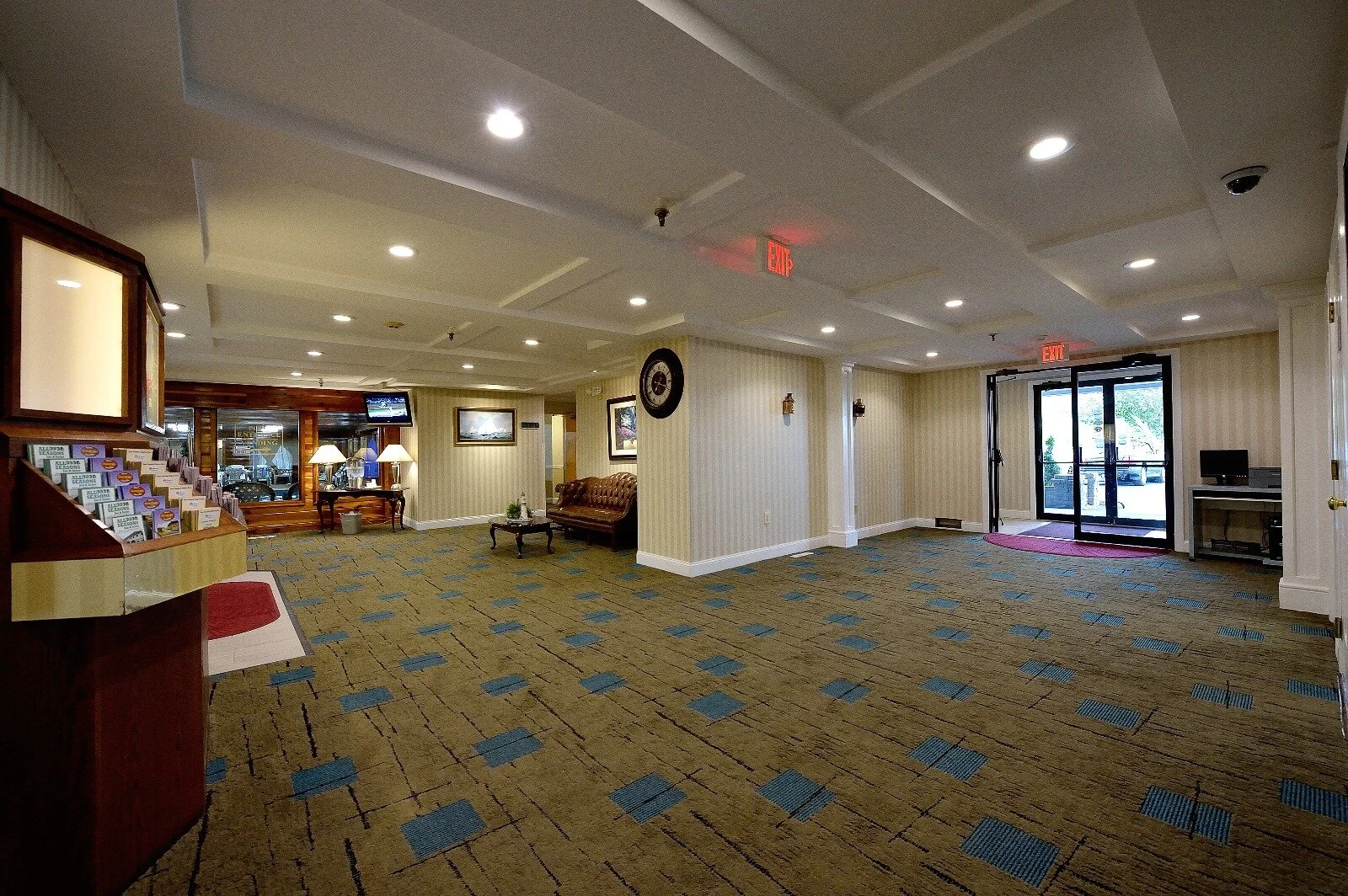 Ambassador Inn & Suites | Official Site - Book Direct & Save