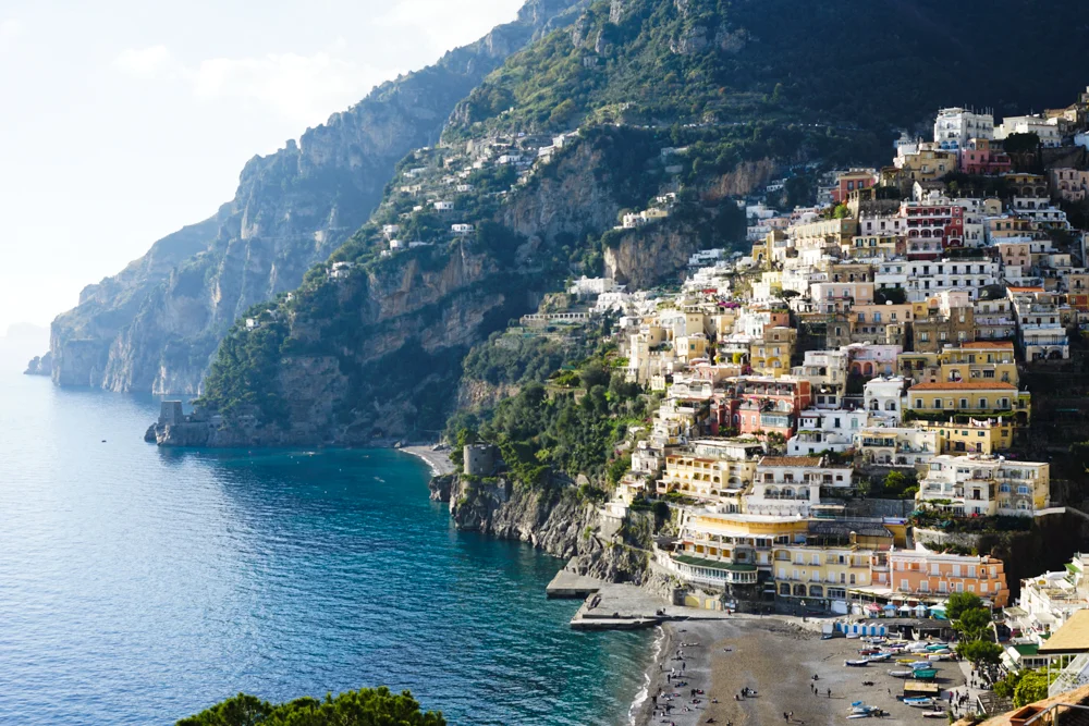 Why You Should Visit Positano in the Winter — monetsommers.