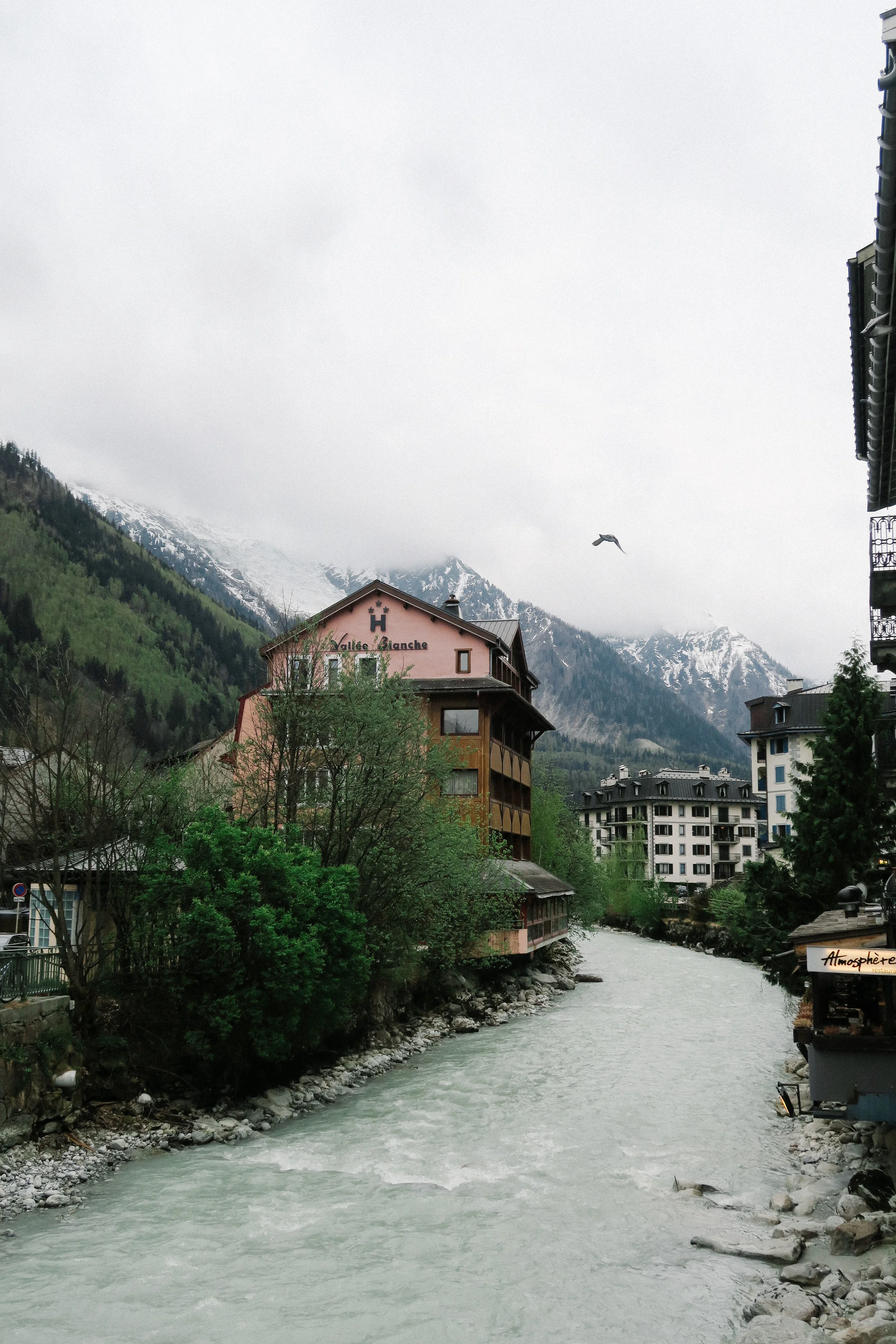 10 Photos to Inspire You to Hike in the French Alps — monetsommers