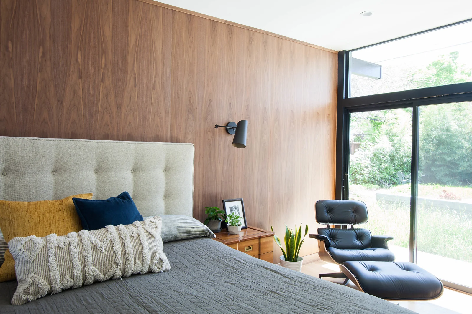 Airbnb Interior Designer - How to Design an Unforgettable Airbnb — Mid ...