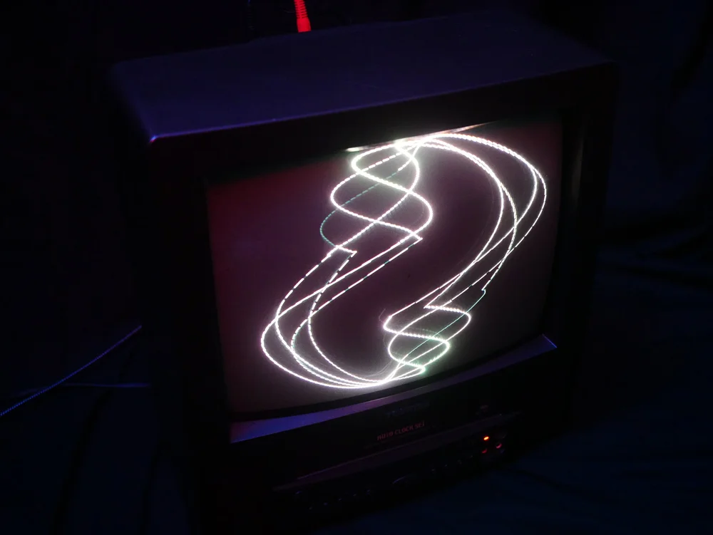 Making a more colorful Oscilloscope from a CRT Television
