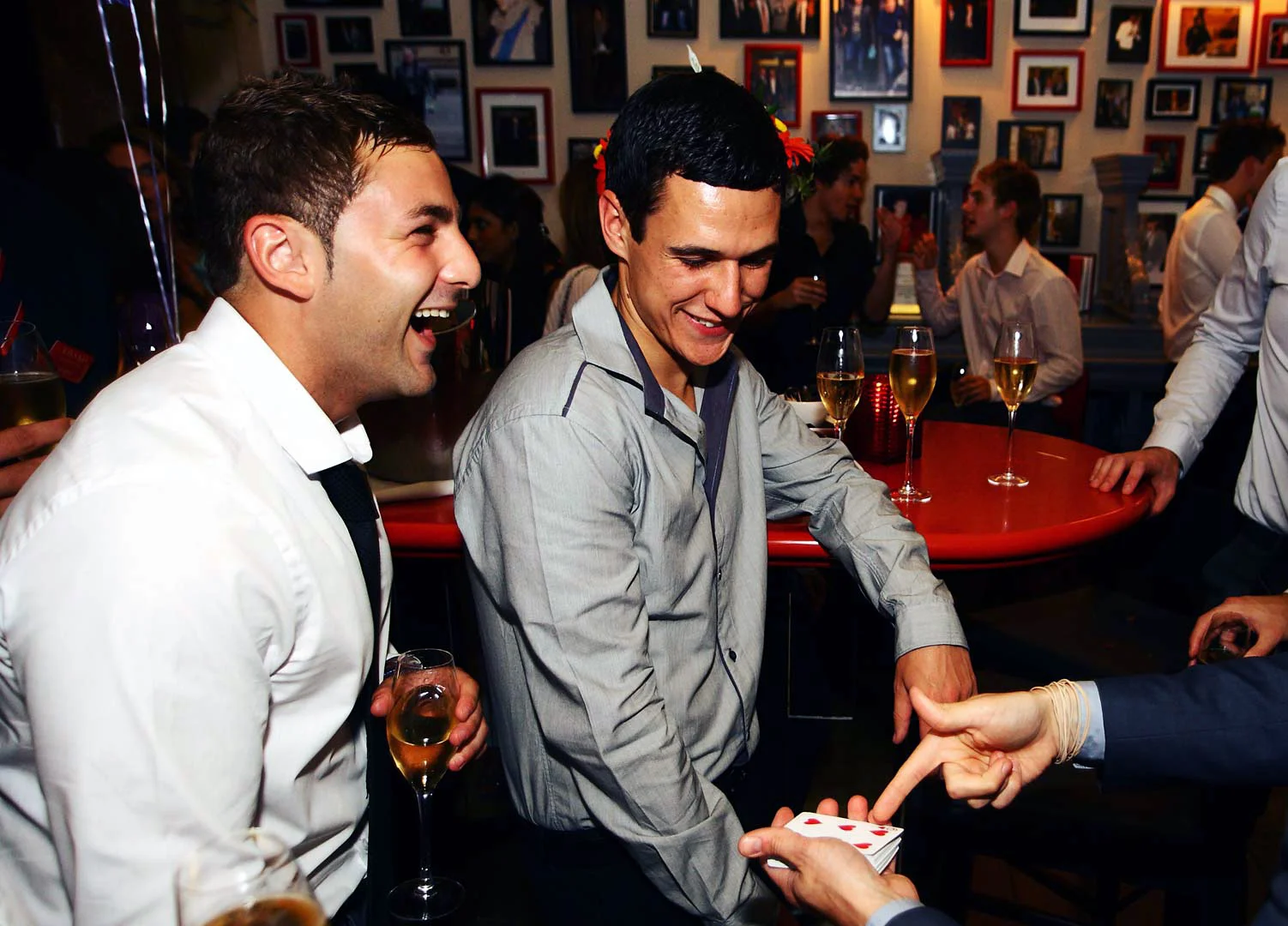 Restaurant Magician | Remarkable Magic for Your Patrons | Jon Finch ...