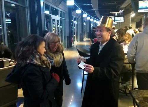 Chicago magician illusionist mentalist | Jon Finch | Best magician in ...