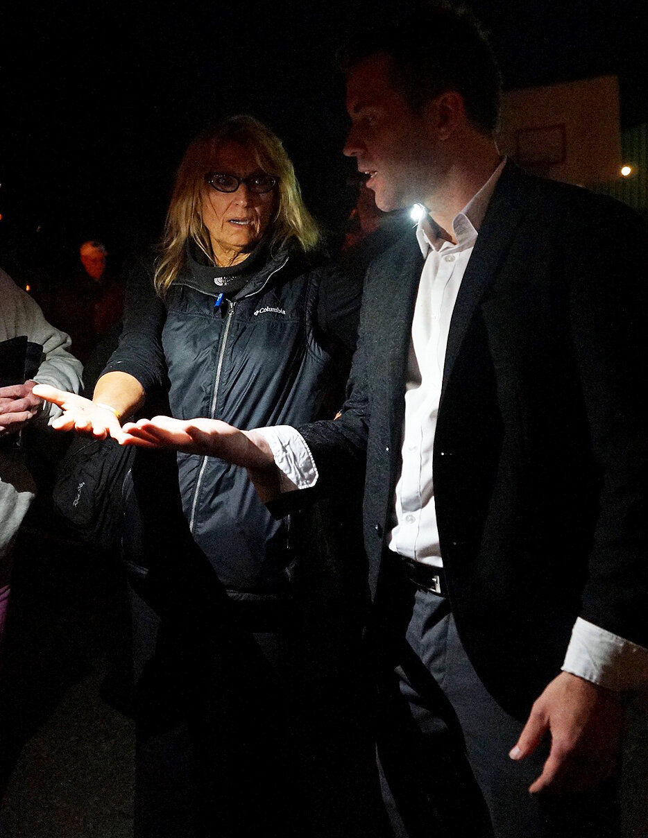 Chicago magician illusionist mentalist | Jon Finch | Best magician in ...