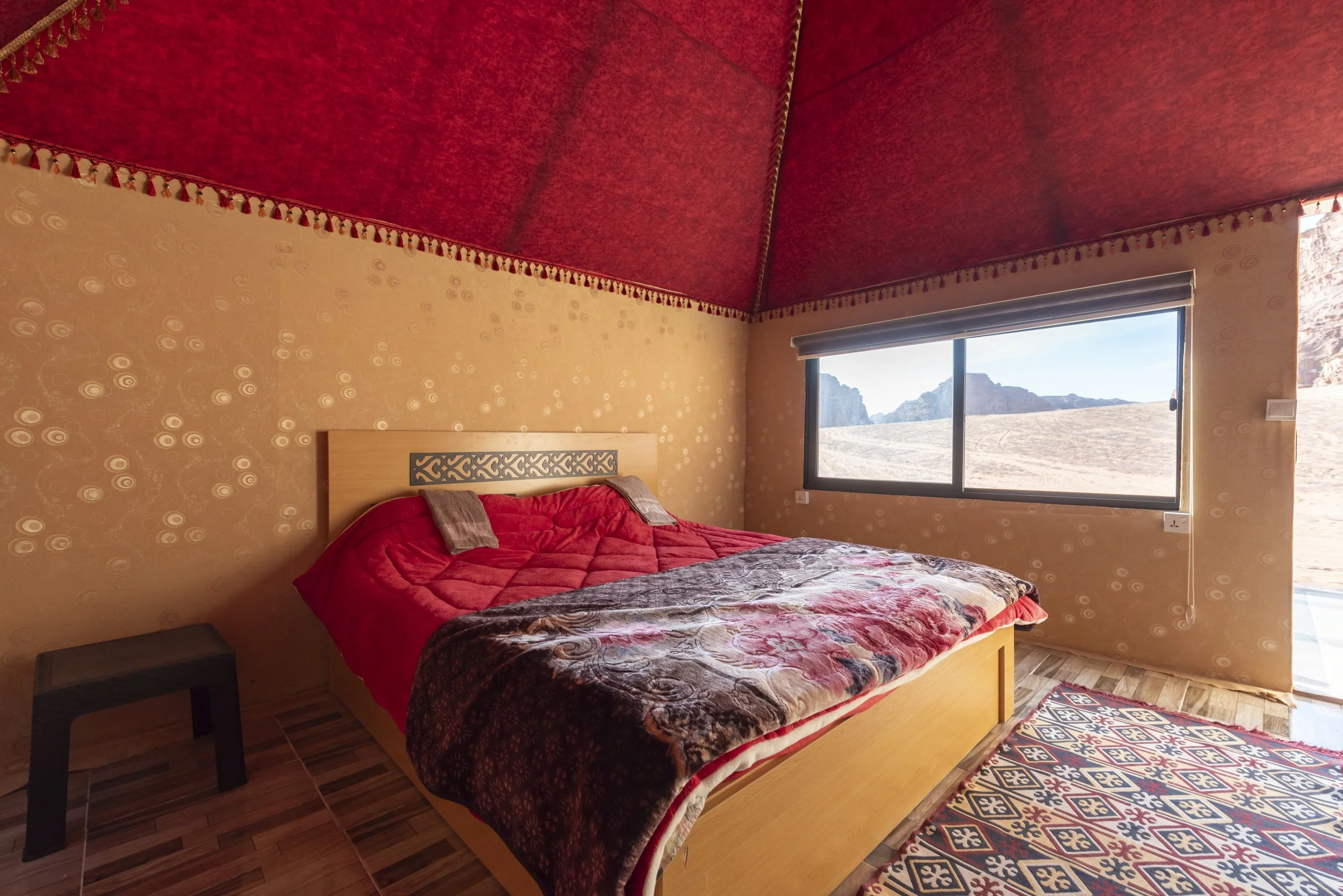Wadi Rum Under the Stars – A Quiet, Authentic Desert Night Experience ...